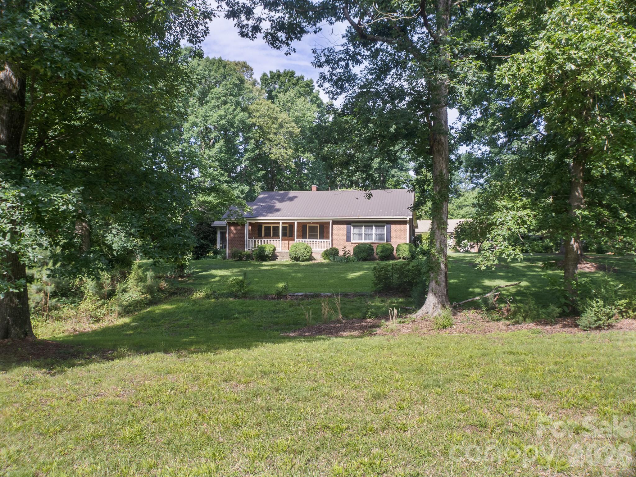 Home for sale at 3250 Mount Pleasant Road S, Concord, NC — photo 14 of 47