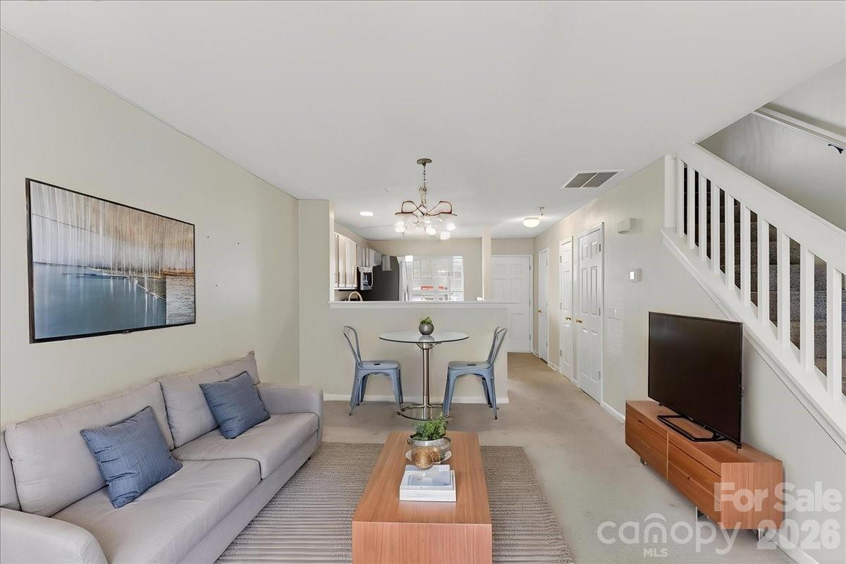 Photo 9 of 17035 Turning Stick Court, Charlotte, NC