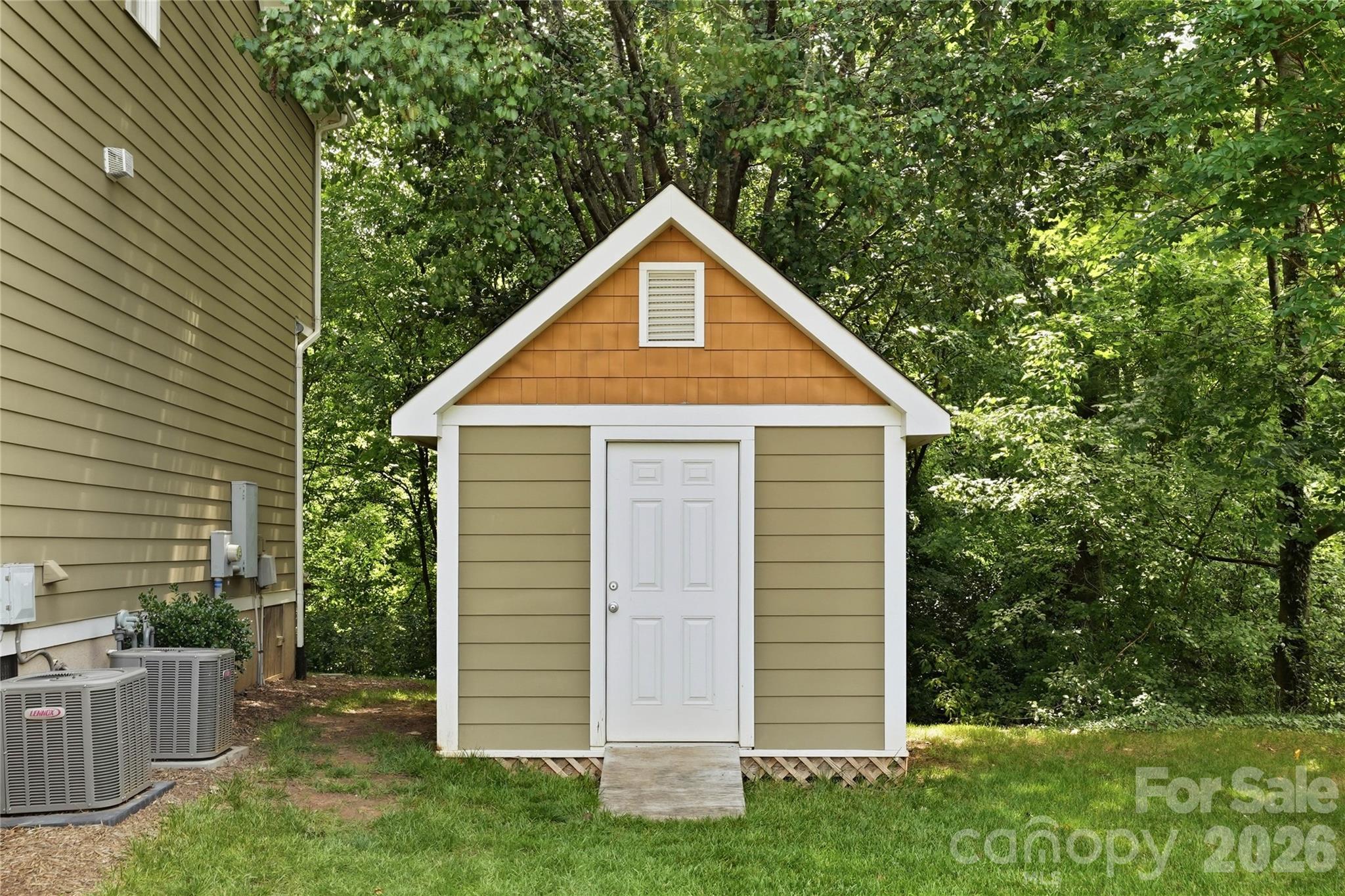 Photo 32 of 1234 Ivey Drive, Charlotte, NC