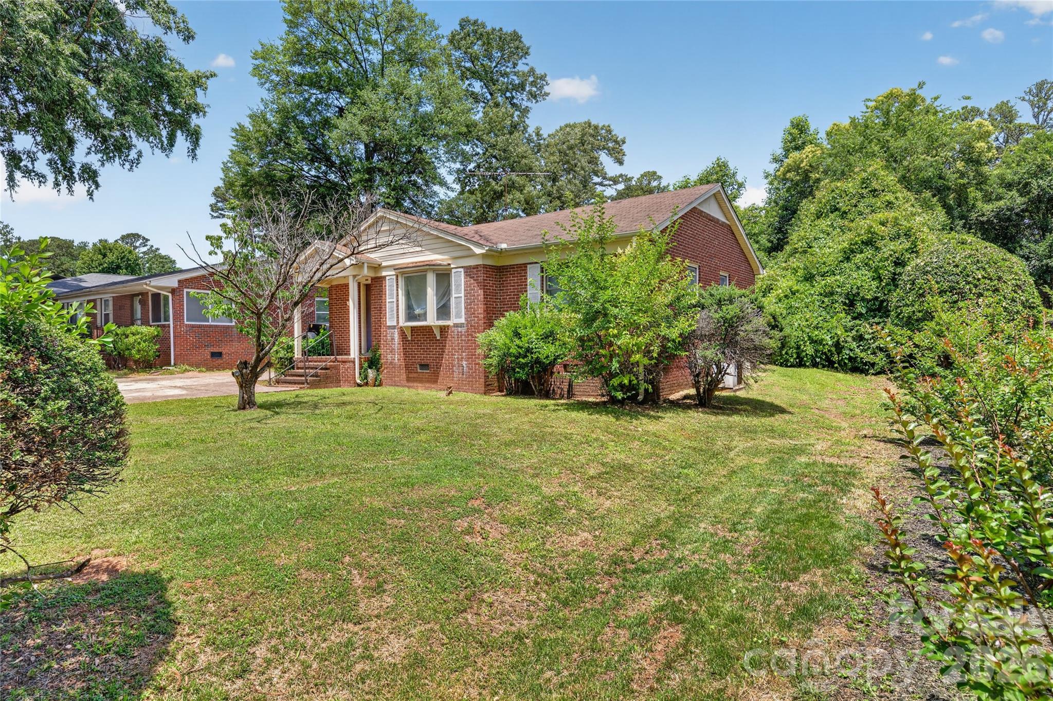 Photo 9 of 1632 Madison Avenue, Charlotte, NC