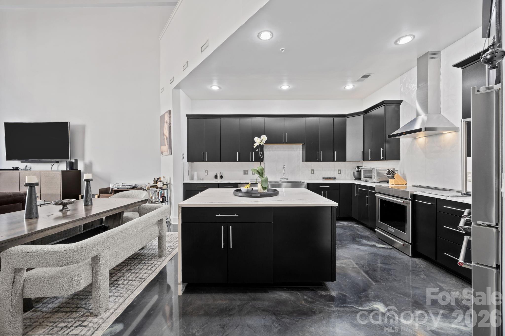 Photo 11 of 921 Westmere Avenue, Charlotte, NC