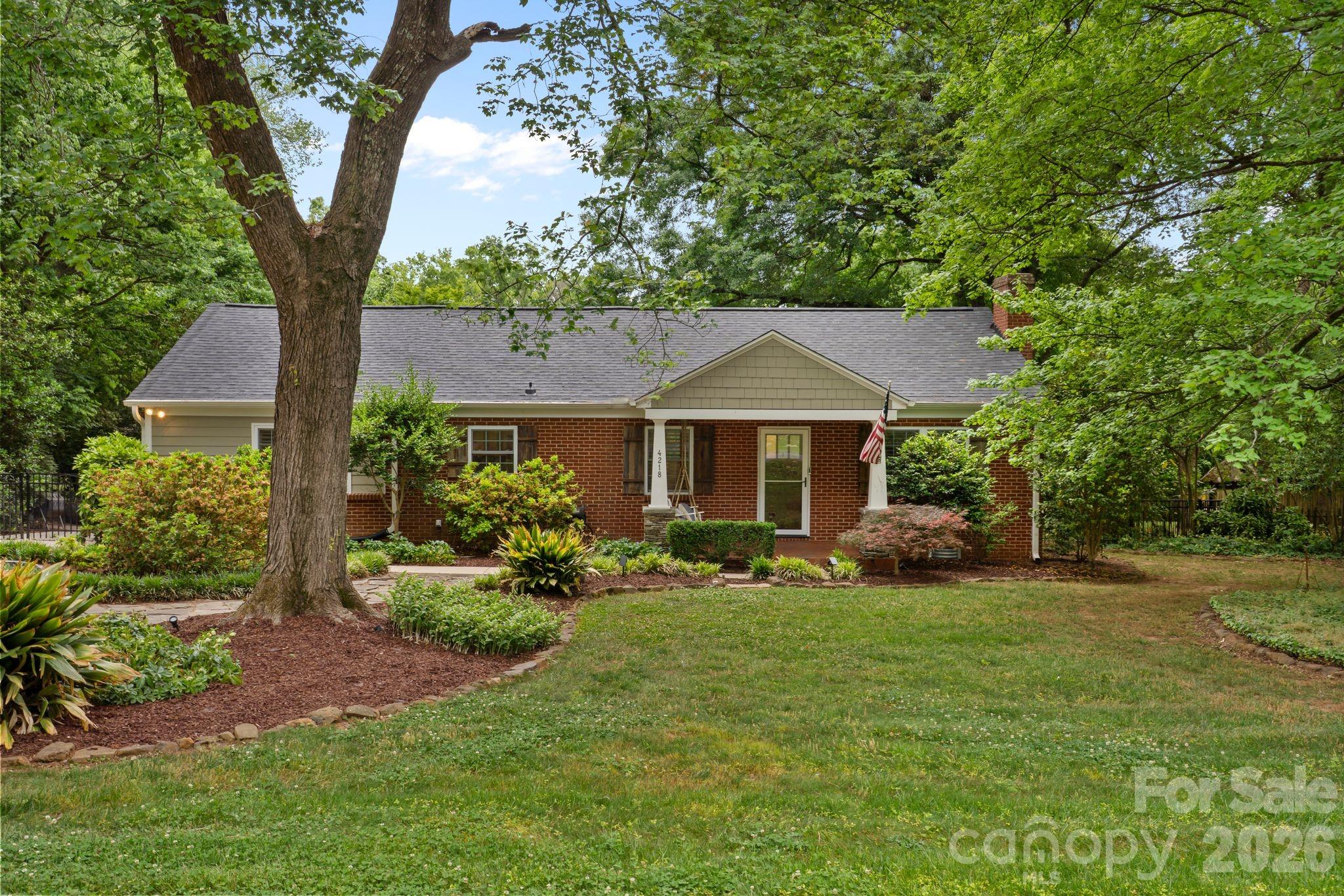 Photo 3 of 4218 Windemere Lane, Charlotte, NC