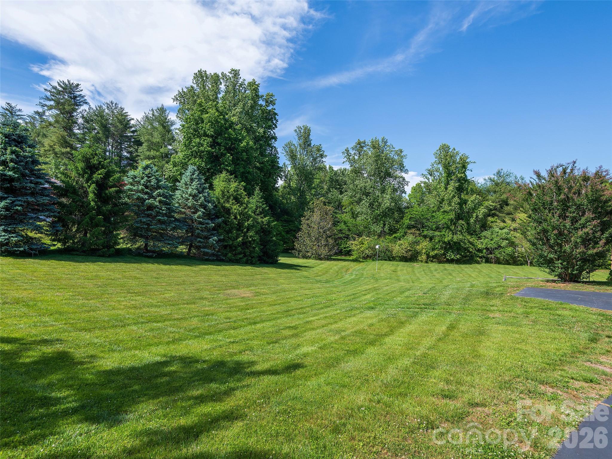 39 Beaumont Drive, Hendersonville, NC - photo 30 of 36