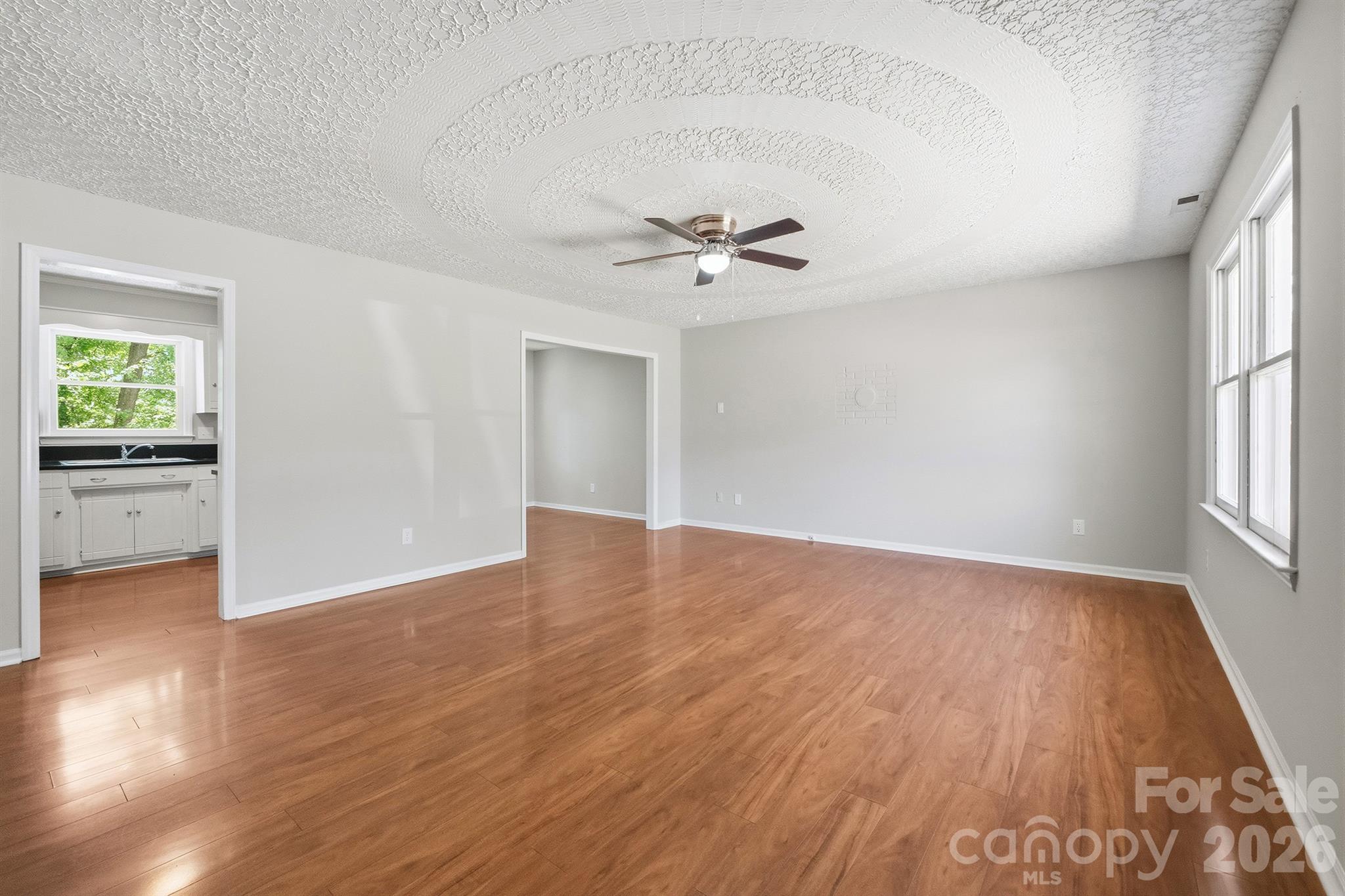 806 S Laurel Street, Lincolnton, NC - photo 17 of 43