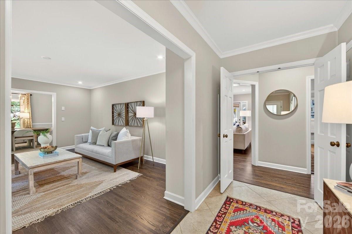 Photo 8 of 1128 Court Drive, Charlotte, NC