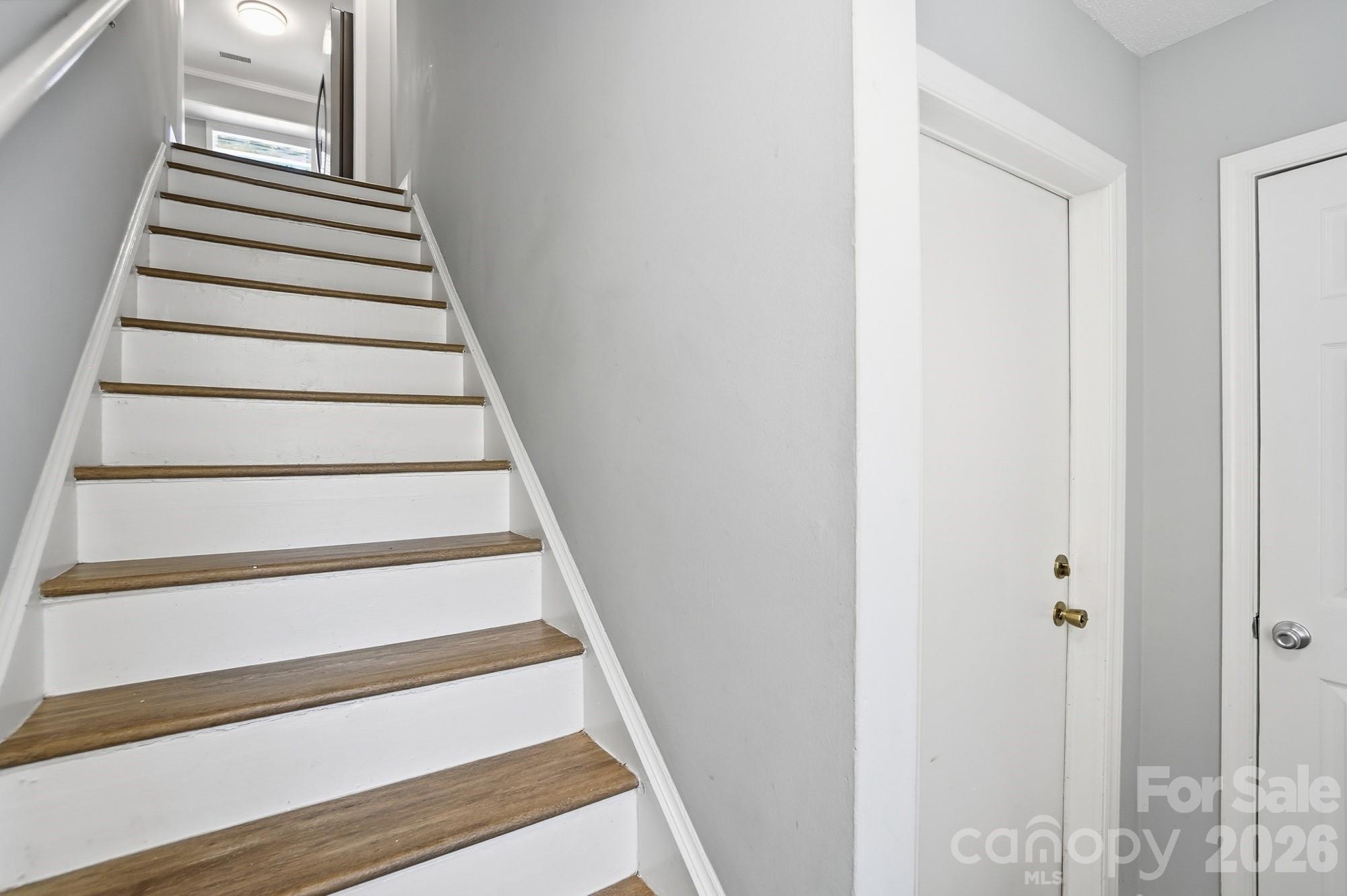Photo 4 of 8529 Castle Pine Court, Charlotte, NC