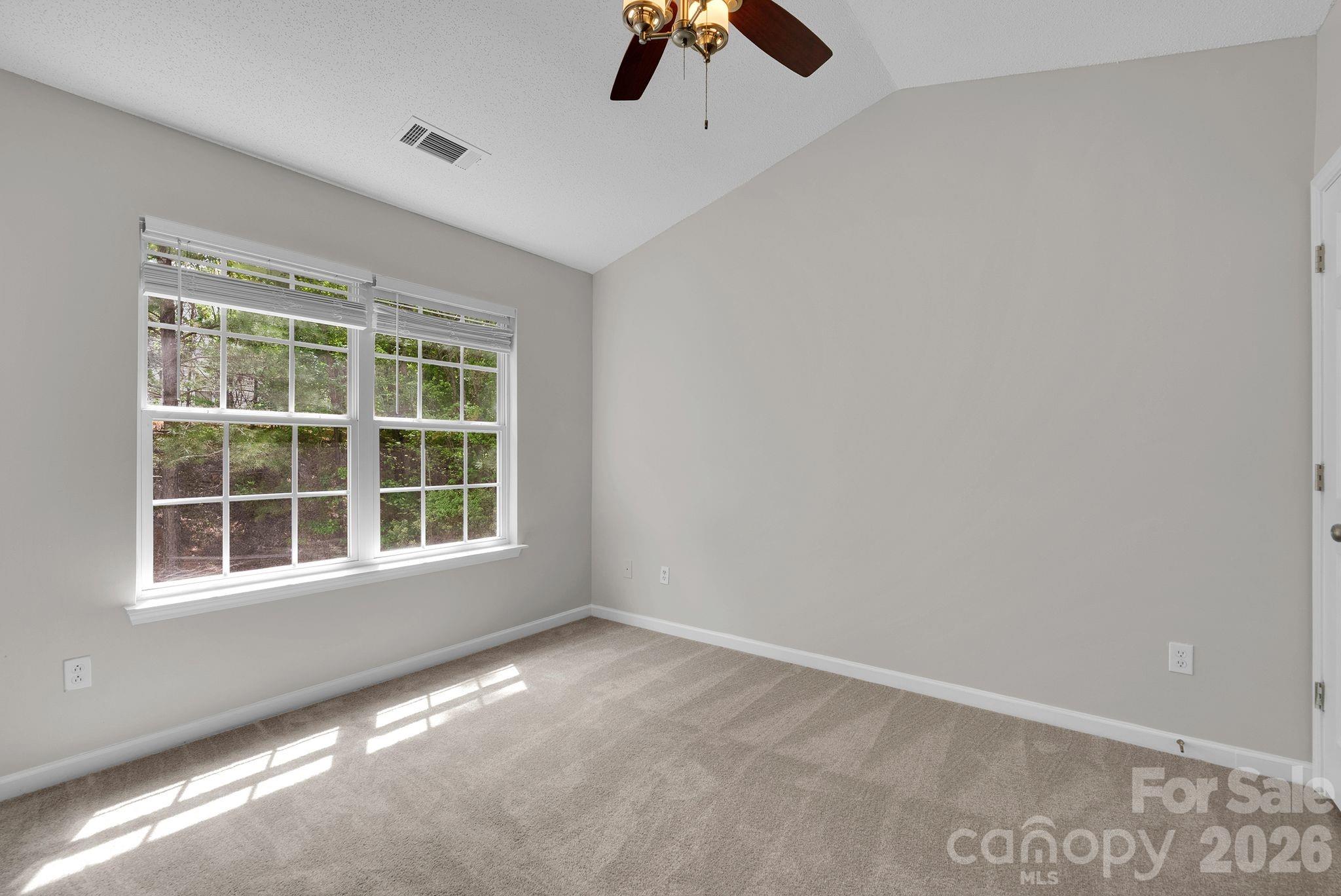 Photo 21 of 17039 Greenlawn Hills Court, Charlotte, NC