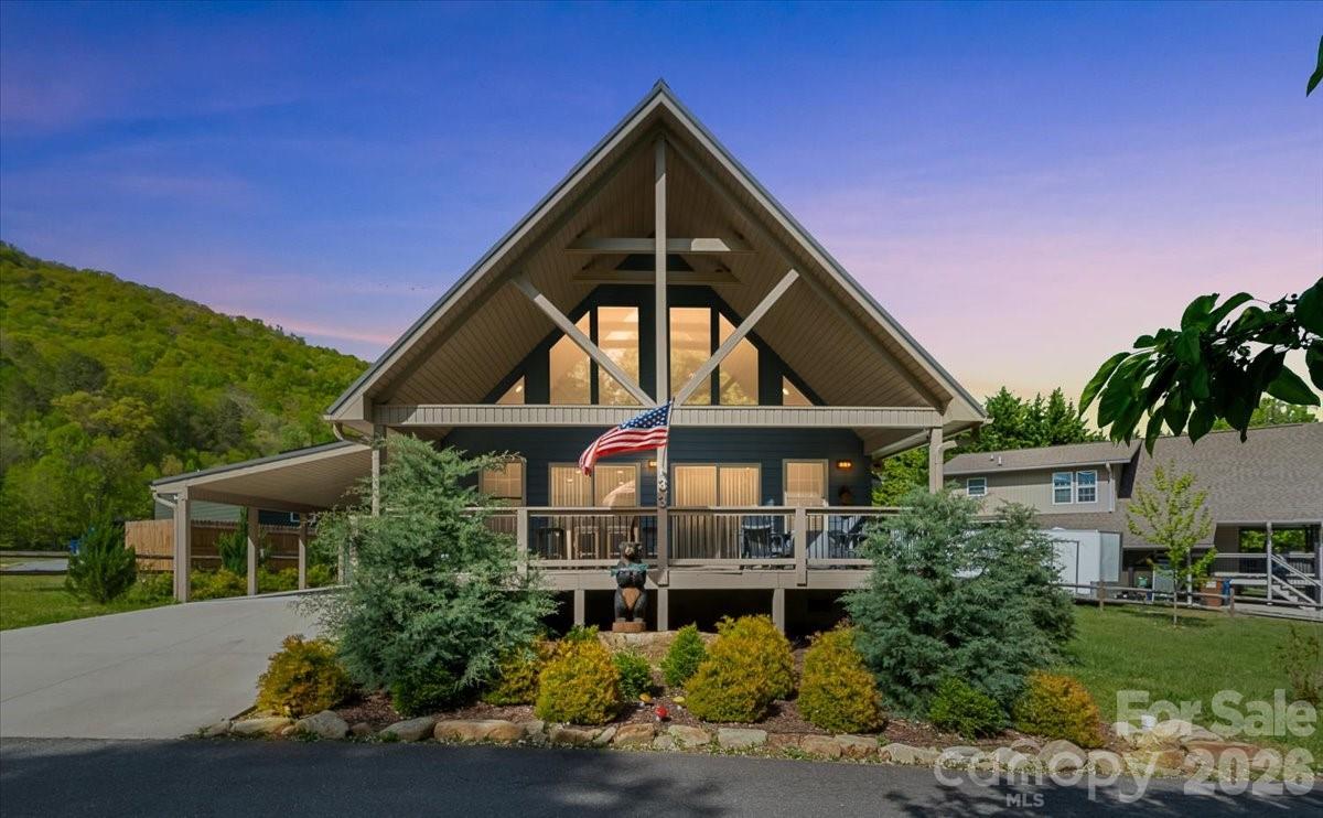 33 Indian Trace Road, Maggie Valley, NC - photo 5 of 43