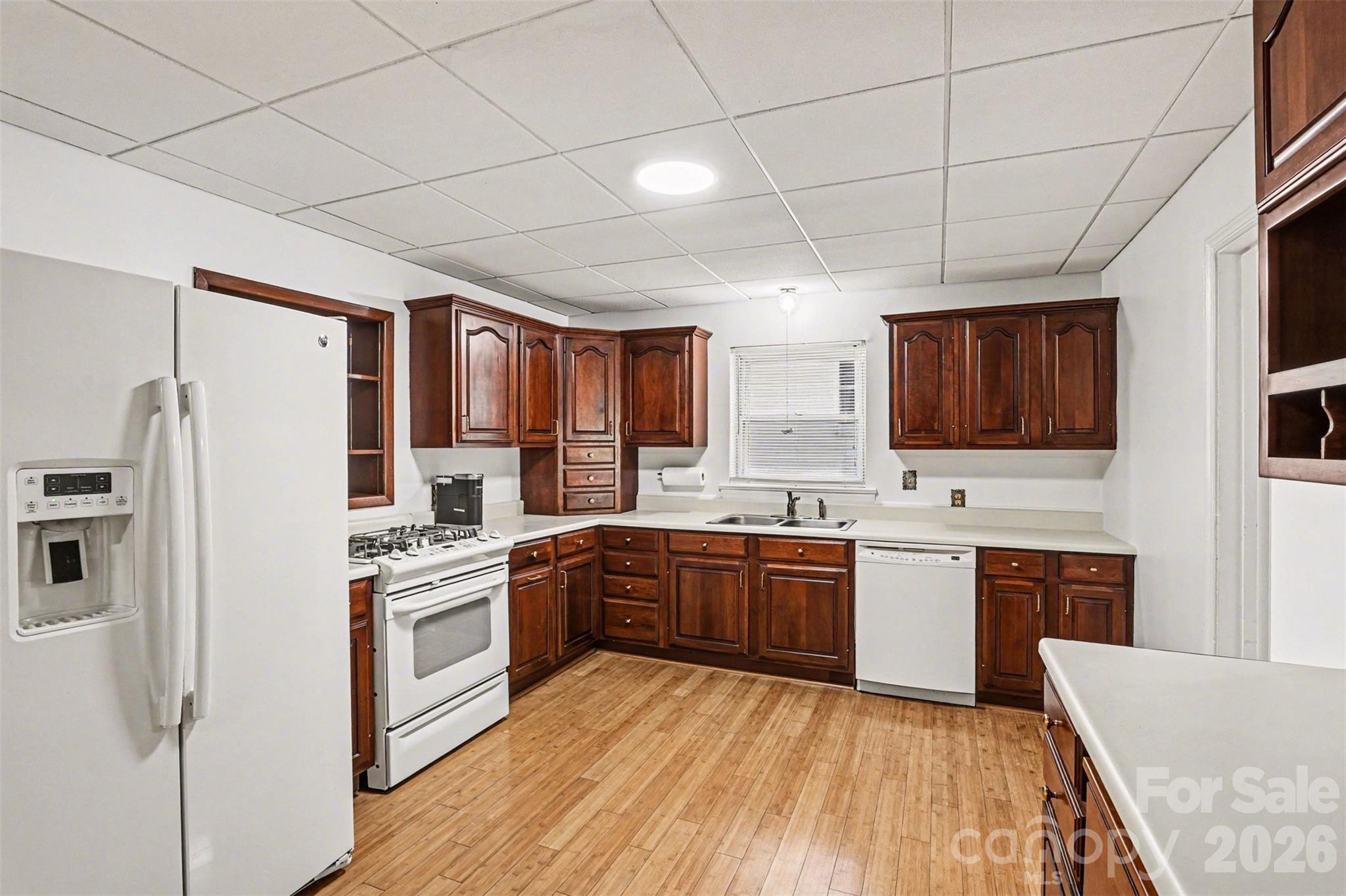 Photo 10 of 955 Hickory Nut Street, Charlotte, NC