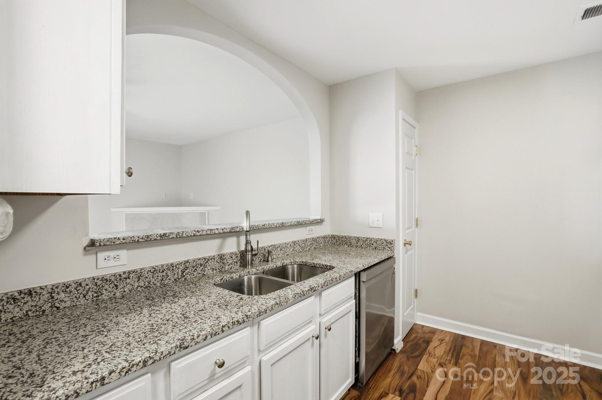 Photo 10 of 3855 Glenlea Commons Drive, Charlotte, NC