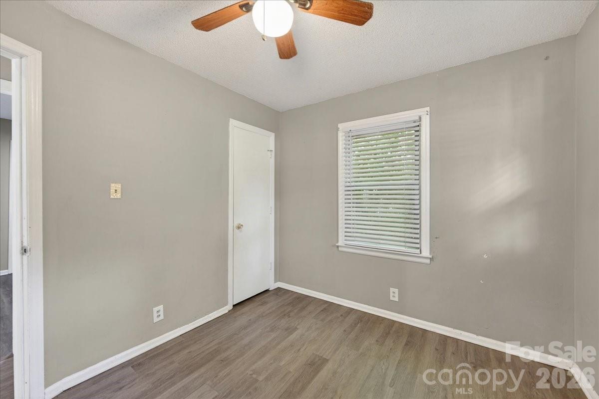 936 Holland Avenue, Charlotte, NC - photo 23 of 29