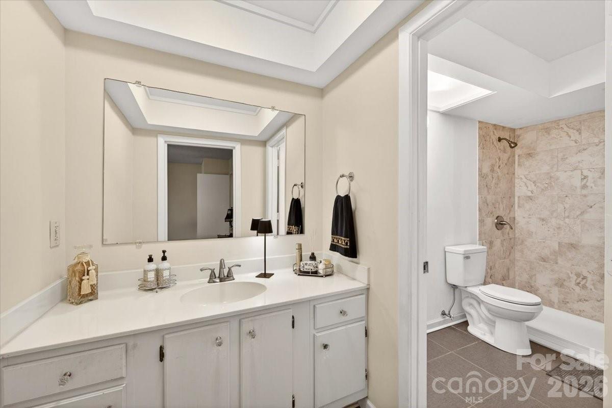 Photo 33 of 830 Sardis Cove Drive, Charlotte, NC