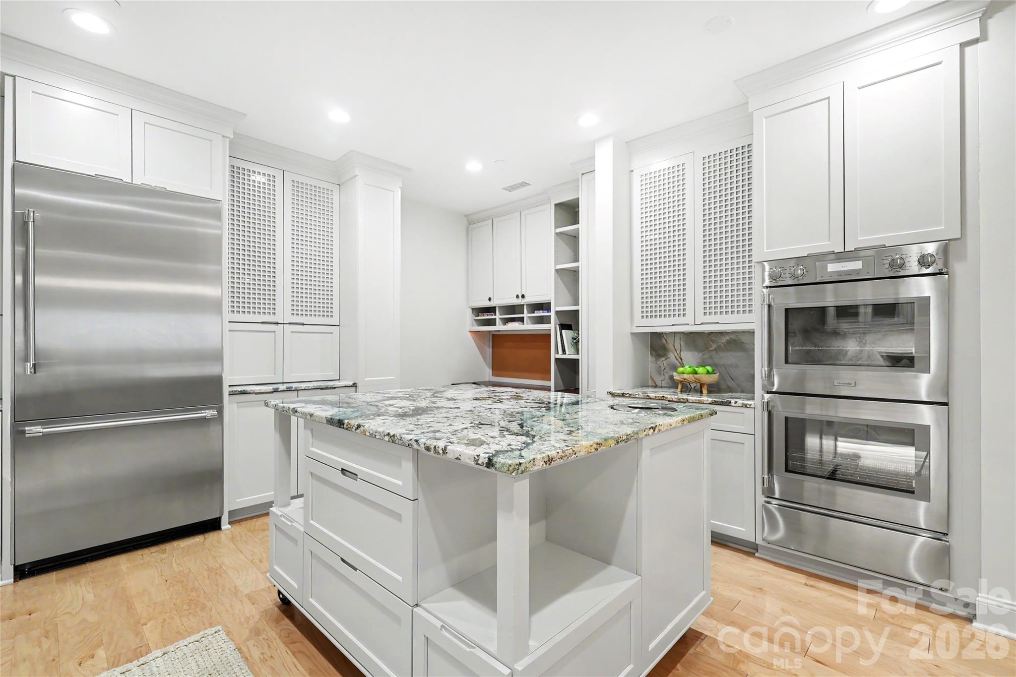 Photo 17 of 435 S Tryon Street504, Charlotte, NC