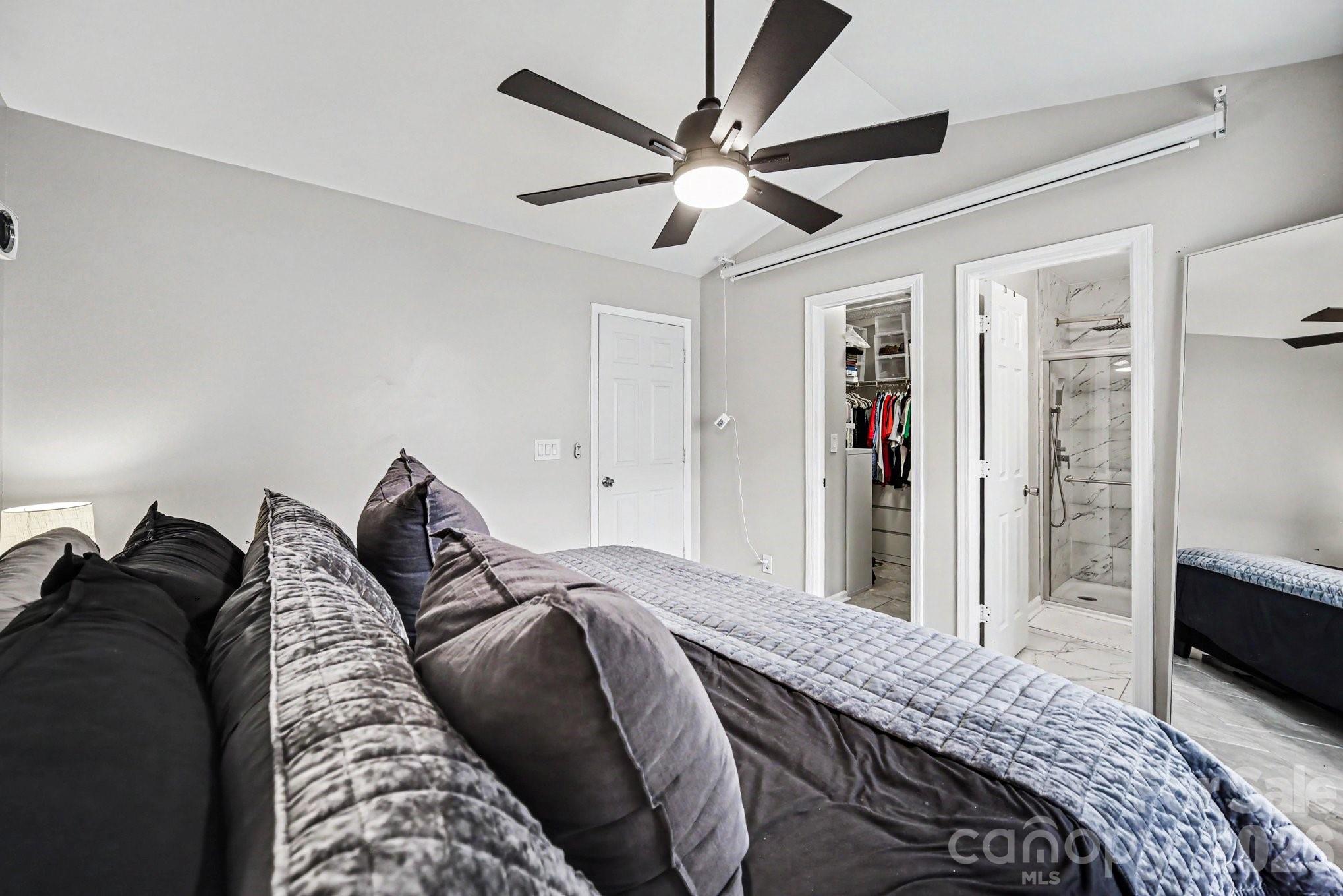 Photo 12 of 5909 Cougar Lane, Charlotte, NC