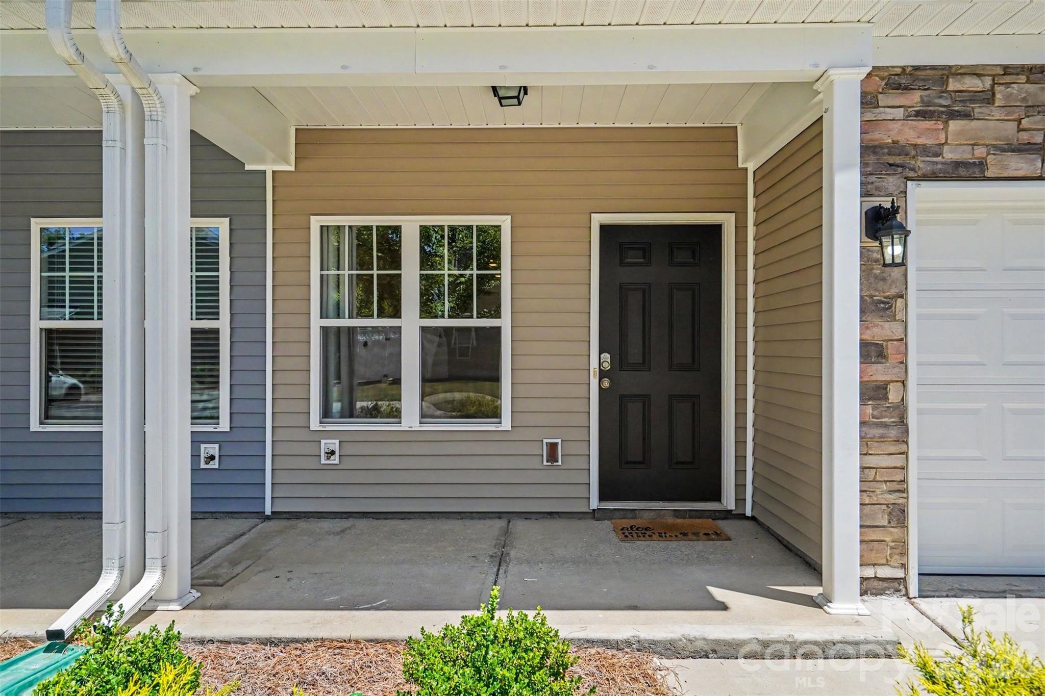 Photo 3 of 13635 Browhill Lane, Charlotte, NC