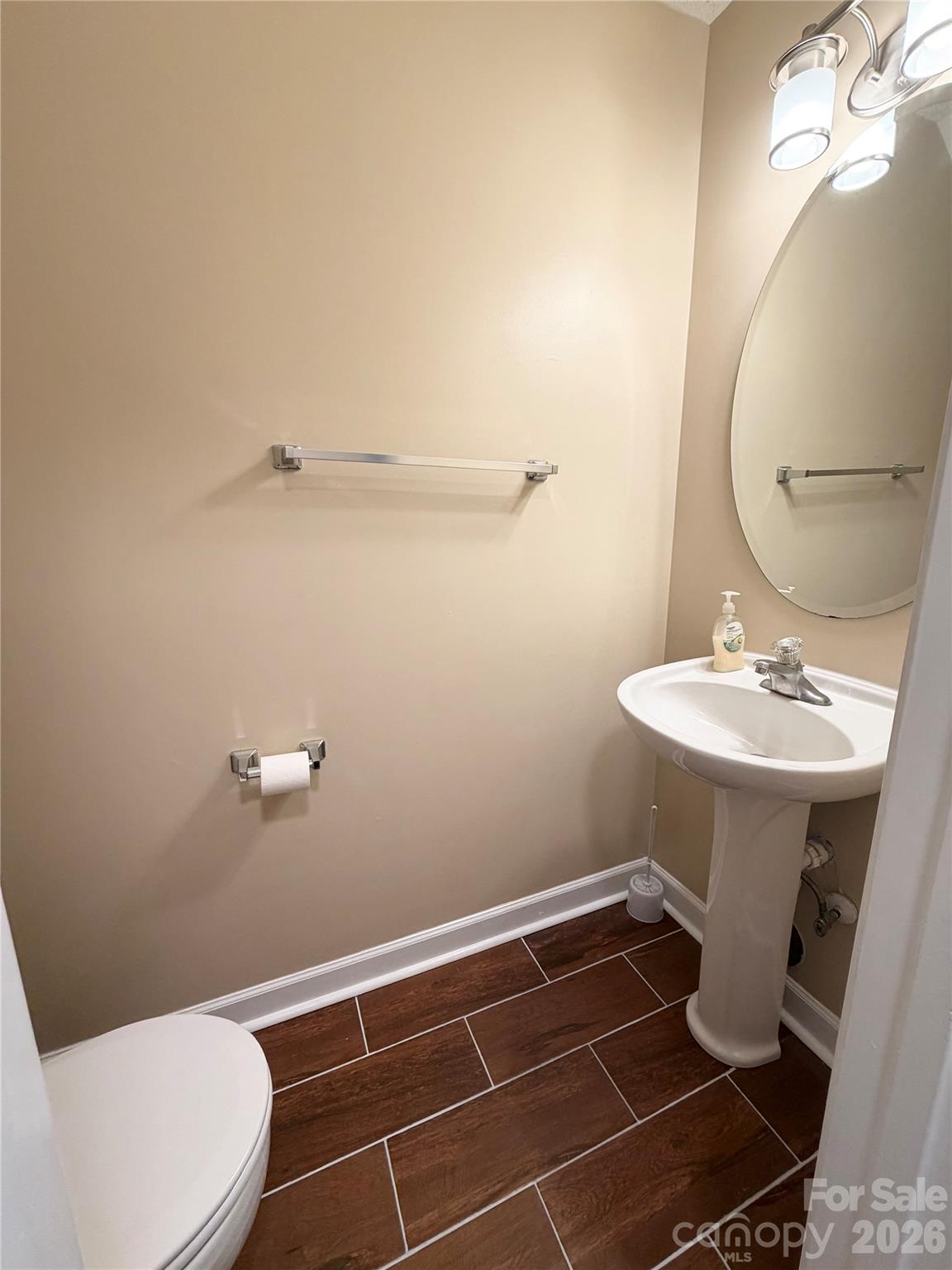 Photo 9 of 9233 Simonton Drive, Charlotte, NC