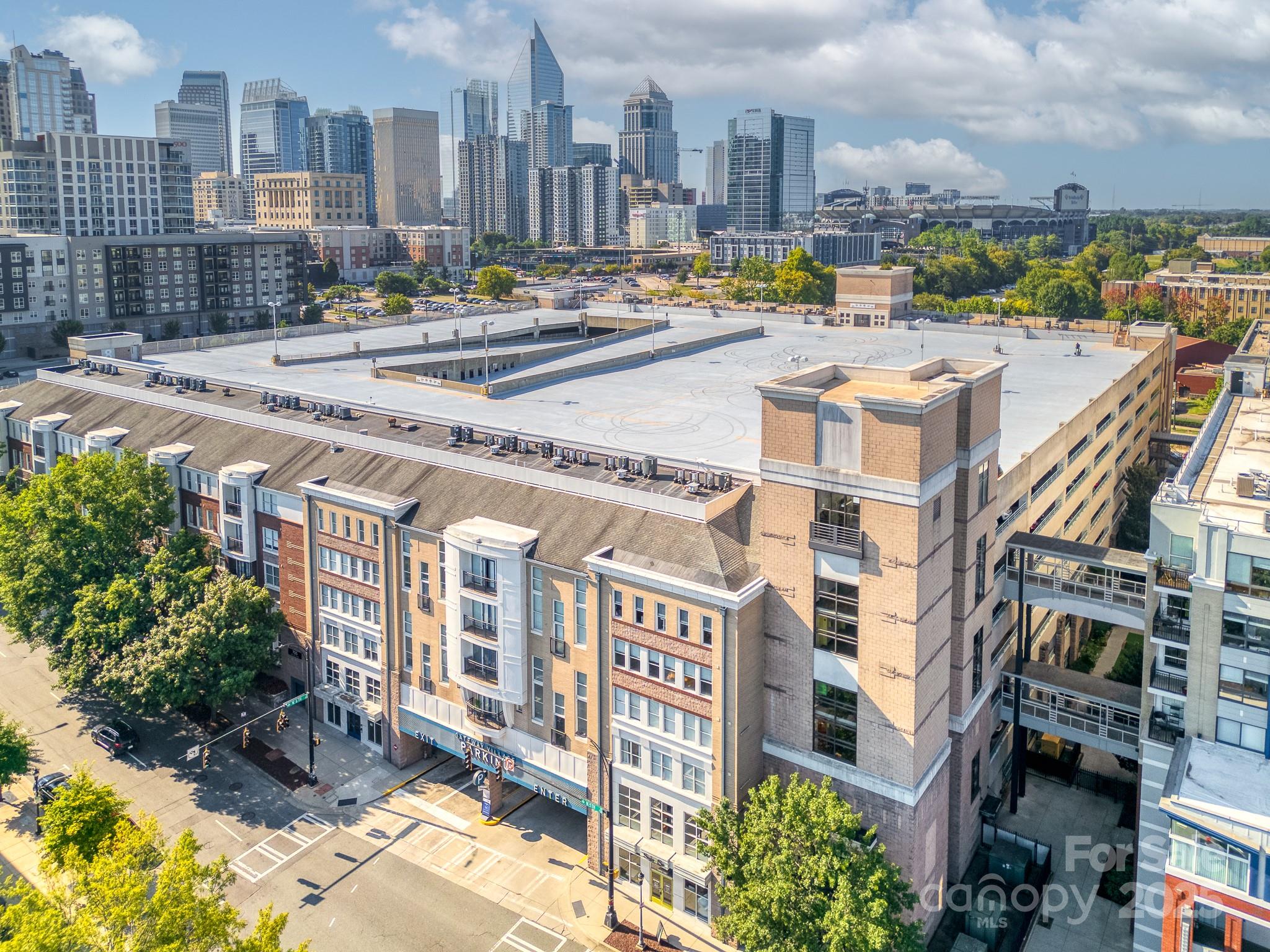 Photo 31 of 710 W Trade Street701, Charlotte, NC