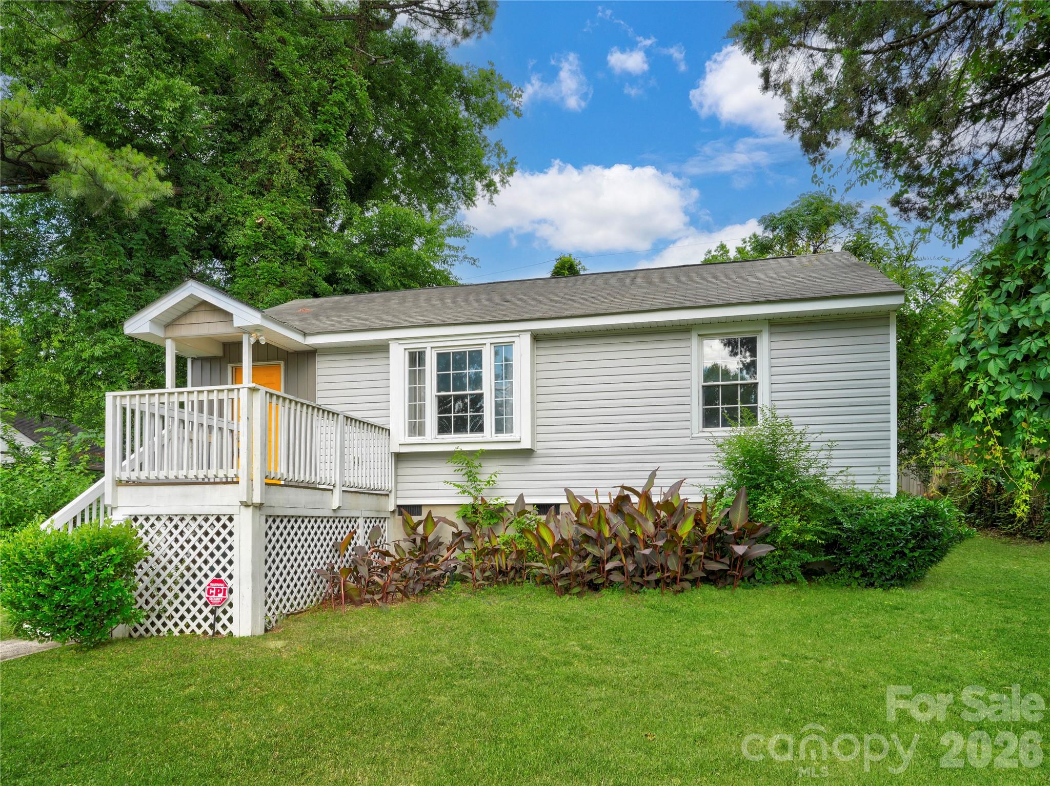Photo 5 of 1824 Double Oaks Road, Charlotte, NC
