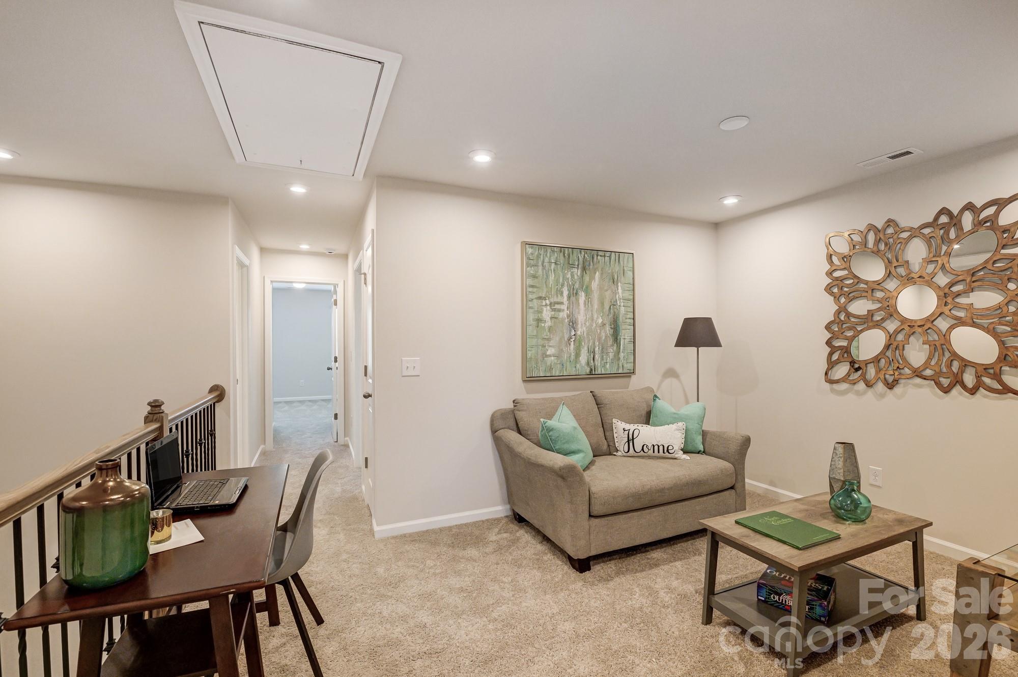 Photo 17 of 9234 Pagoda Oak Drive, Charlotte, NC