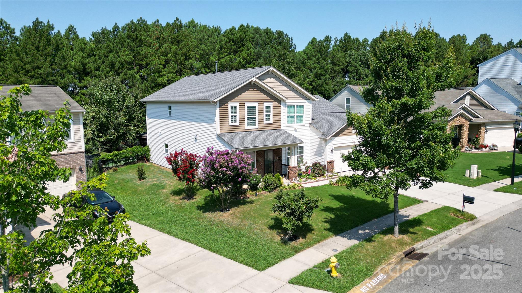Photo 3 of 13516 Mallard Lake Road, Charlotte, NC