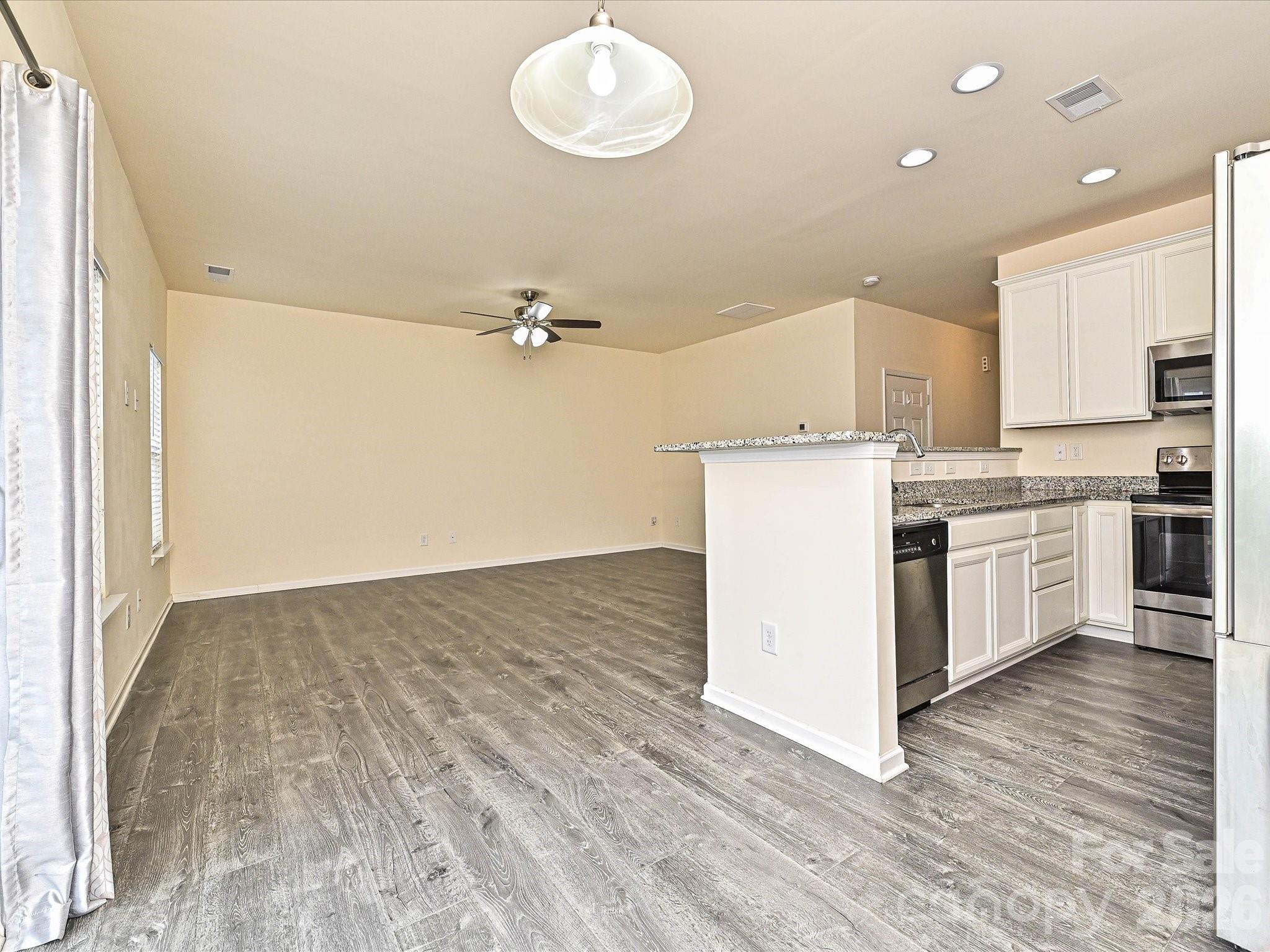 4629 Quinton Lane, Charlotte, NC - photo 12 of 35