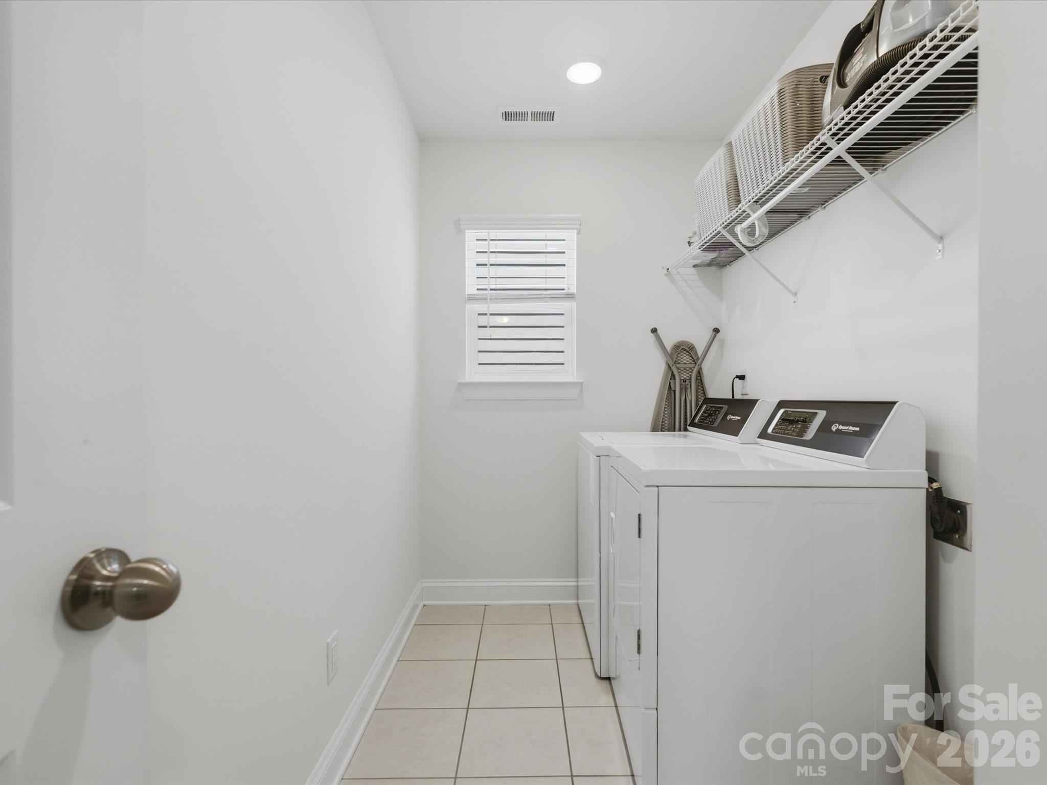 6024 Hampstead Pond Lane, Matthews, NC - photo 27 of 33