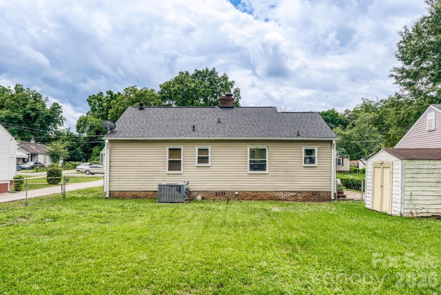 Home for sale at 2316 Edison Street, Charlotte, NC — photo 11 of 11