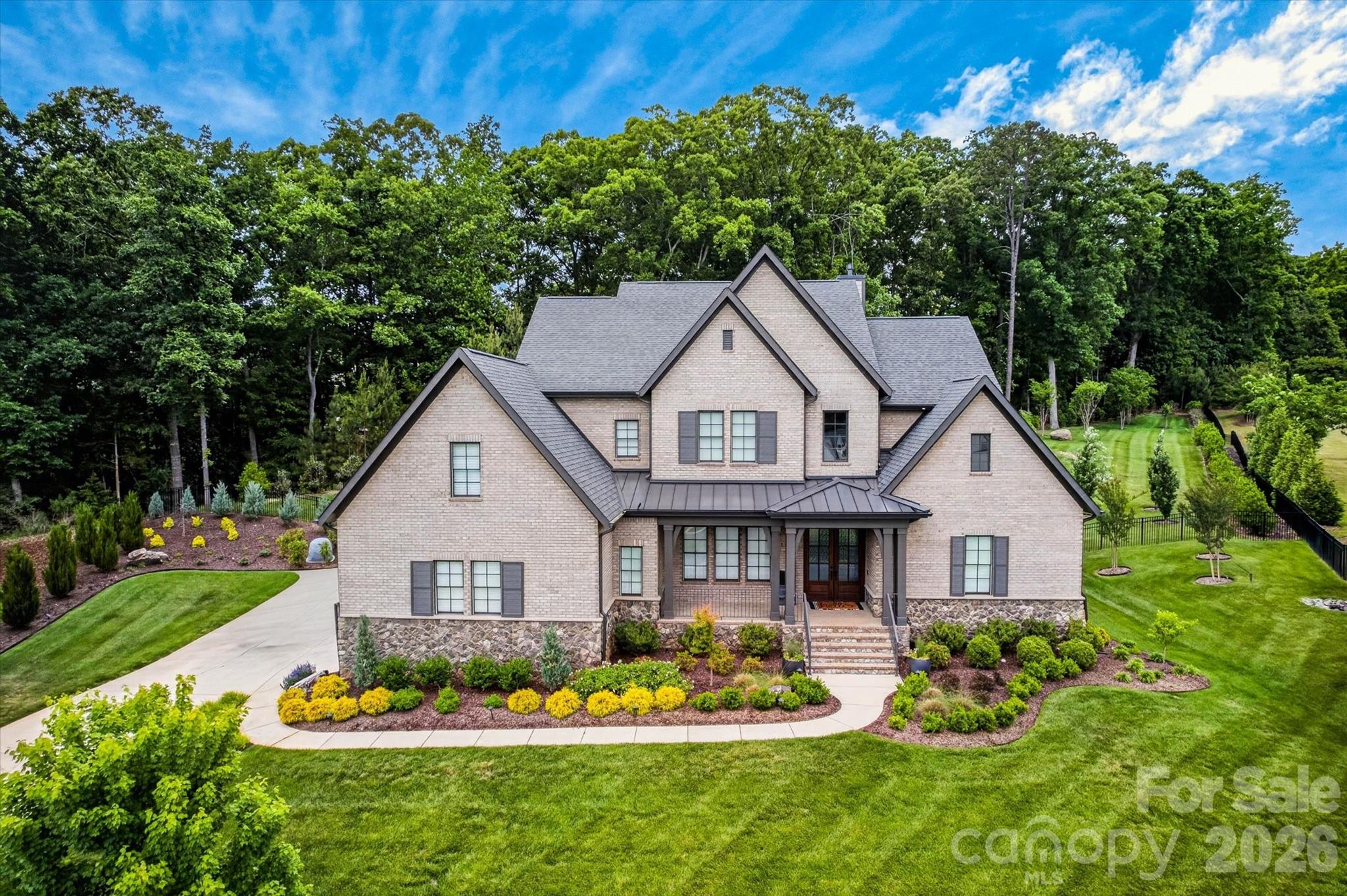 Home for sale at 1115 Shelton Oaks Court, Matthews, NC — photo 1 of 48