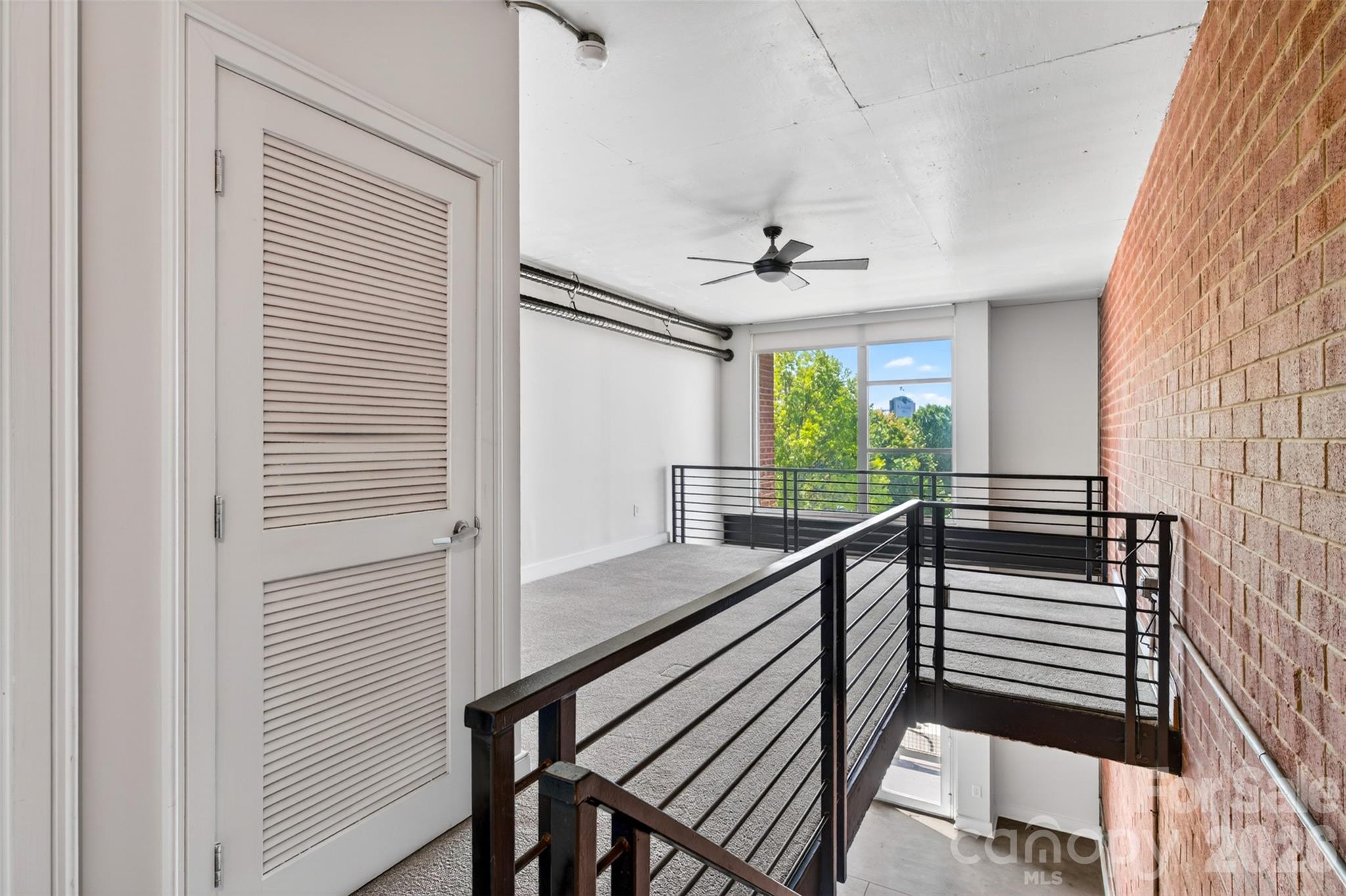 Photo 18 of 710 W Trade Street505, Charlotte, NC