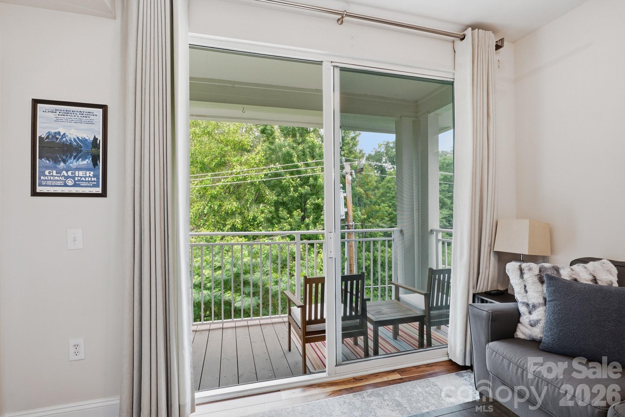 Photo 8 of 1308 Kenilworth Avenue430, Charlotte, NC