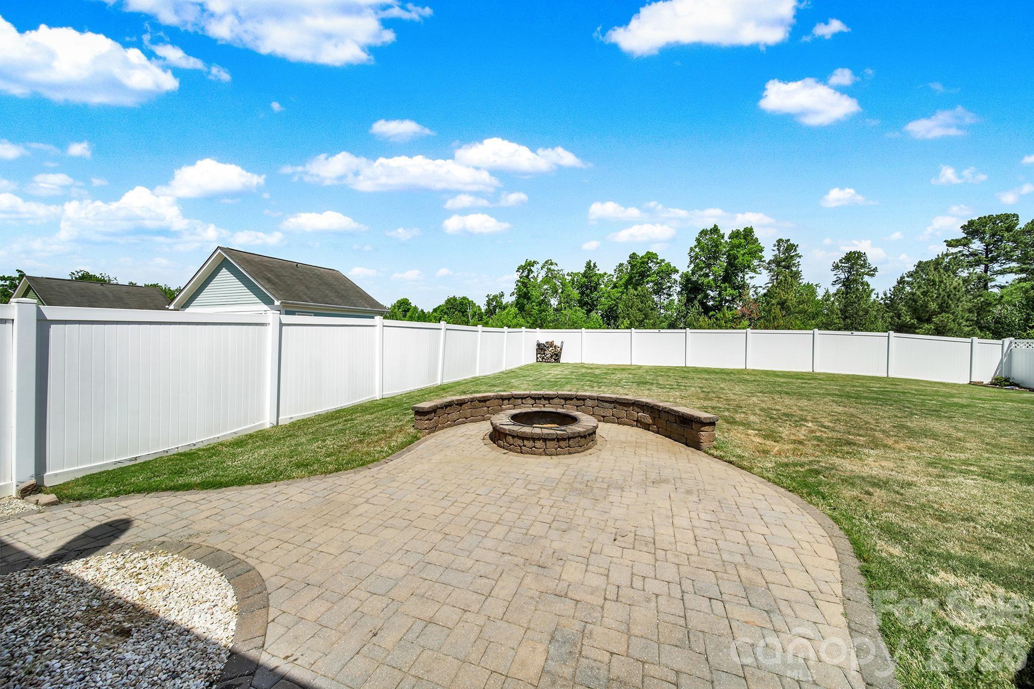 16416 Leavitt Lane, Davidson, NC - photo 36 of 46