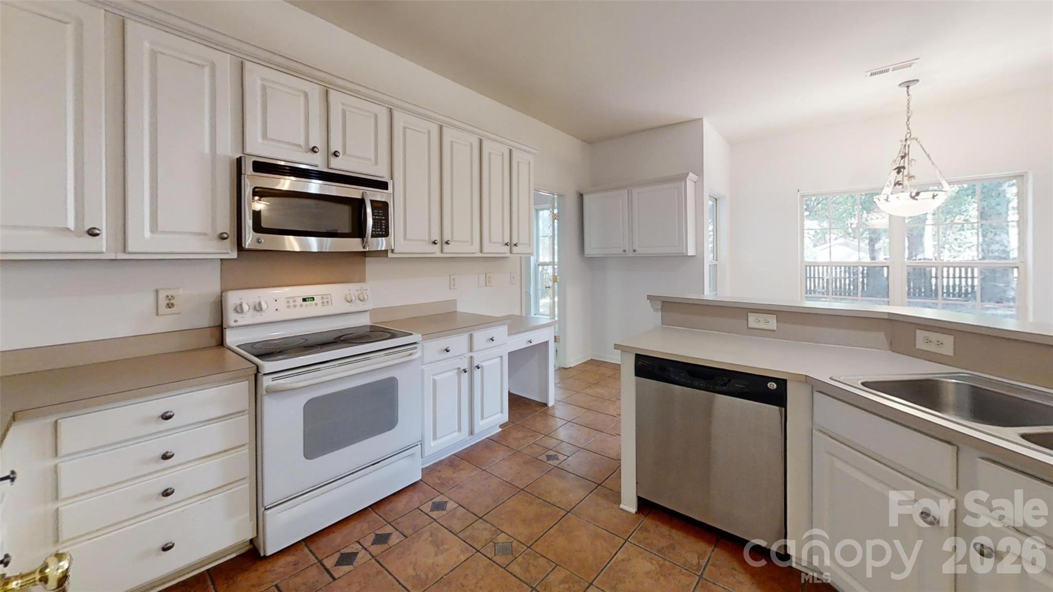 7411 Gate Key Court, Stanley, NC - photo 11 of 34