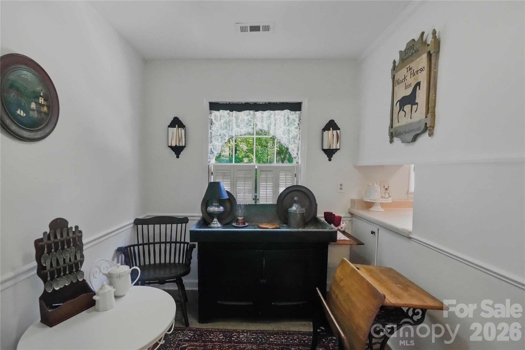 Photo 11 of 7626 Winterset Drive, Charlotte, NC