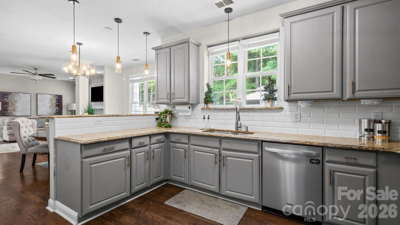 Photo 24 of 7715 Saddle Trail Lane, Charlotte, NC