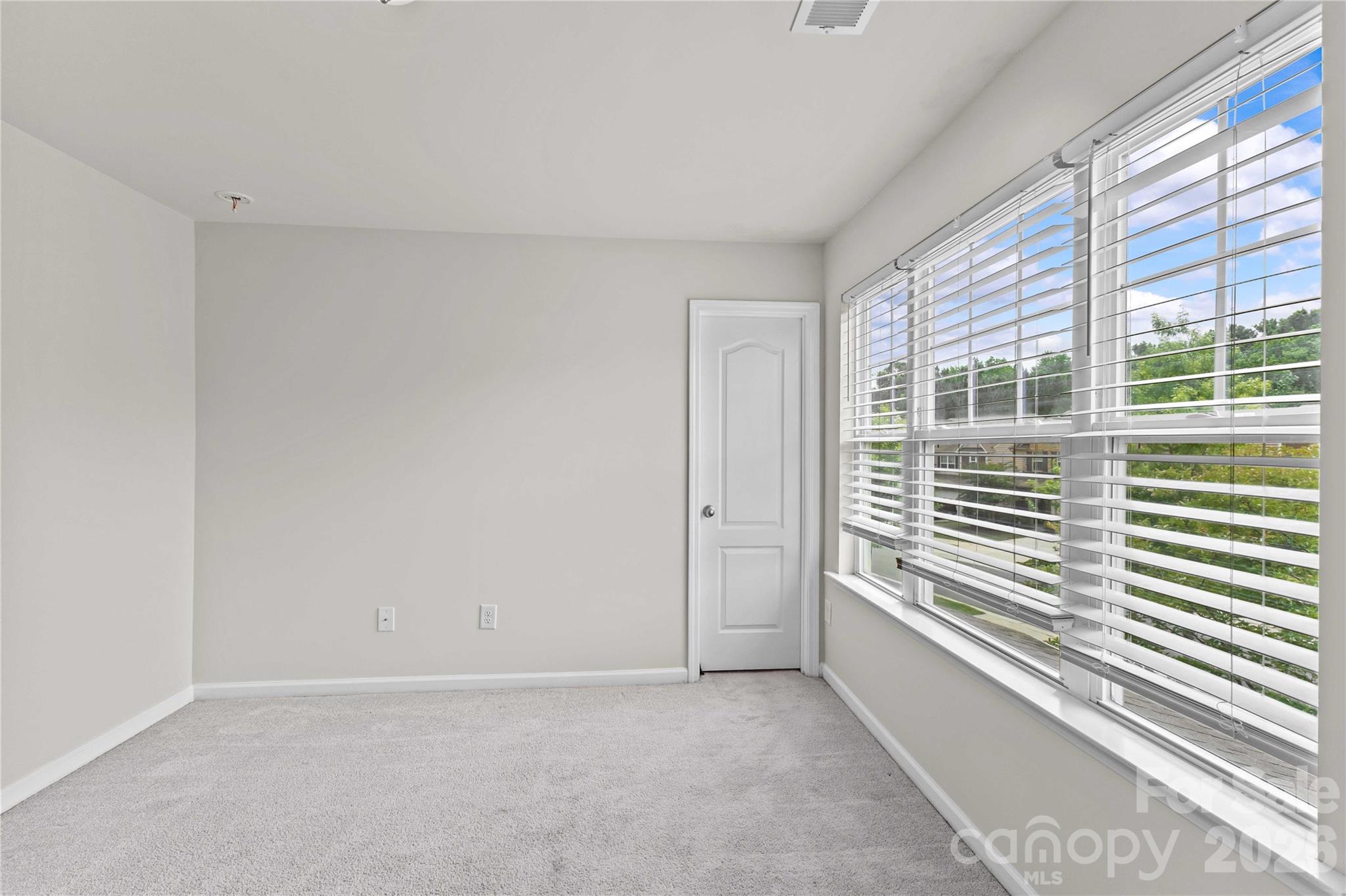 16016 Harbor Hill Drive, Charlotte, NC - photo 24 of 49