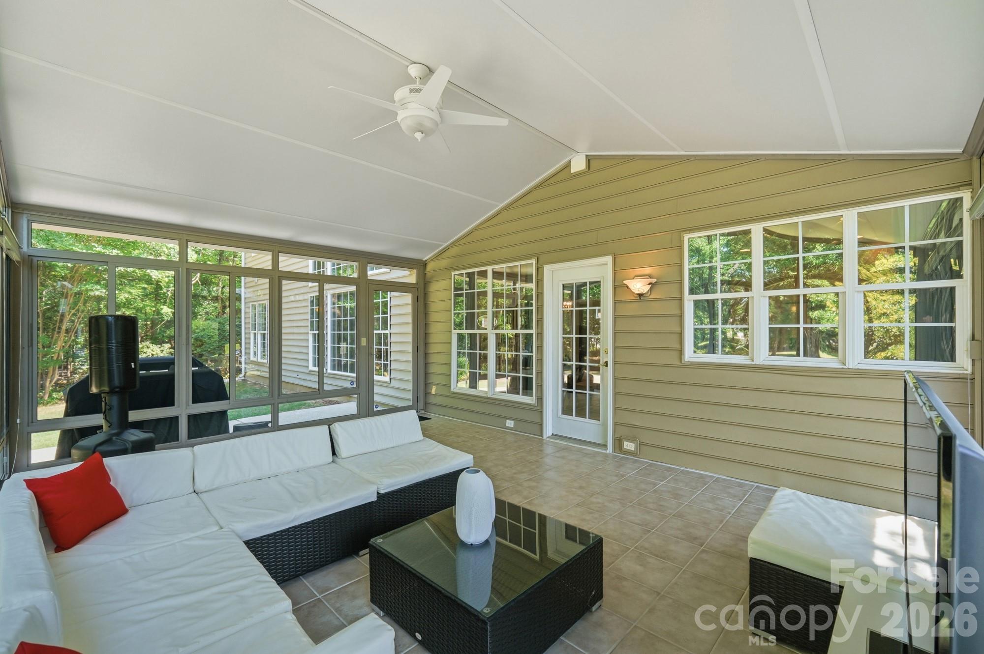 Photo 38 of 4814 King Arthur Drive, Charlotte, NC