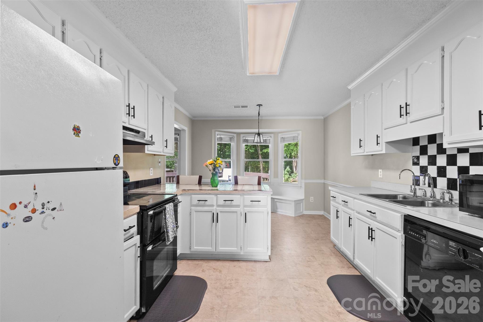Photo 7 of 8704 Hornwood Court, Charlotte, NC