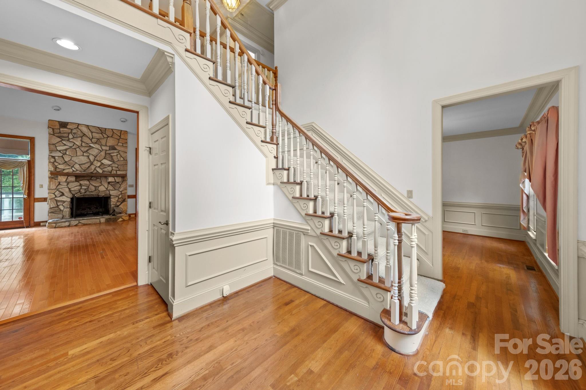 Photo 9 of 5215 Silchester Lane, Charlotte, NC