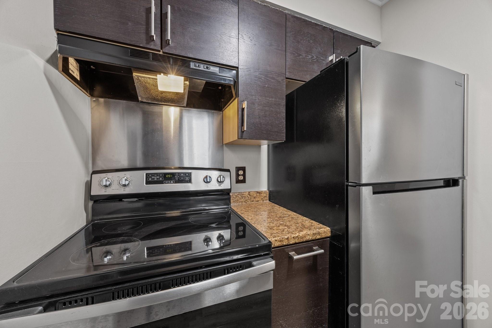 Photo 9 of 415 W 7th StreetH, Charlotte, NC