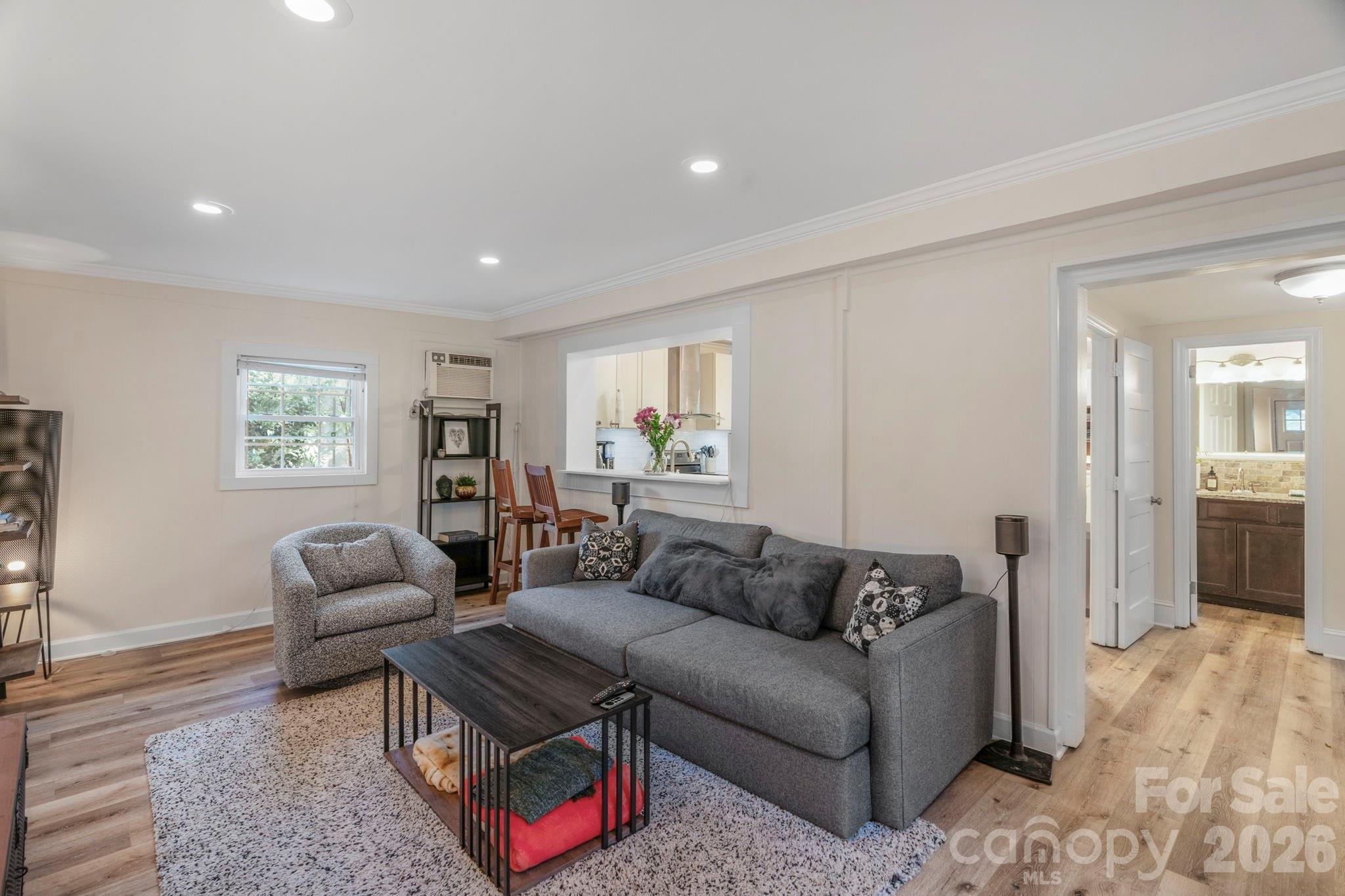 6038 Netherwood Drive, Charlotte, NC - photo 27 of 42