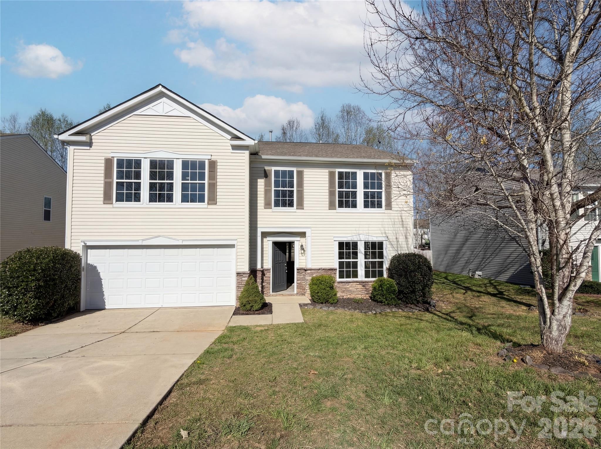 752 Ladino Lane, Clover, SC - photo 1 of 22
