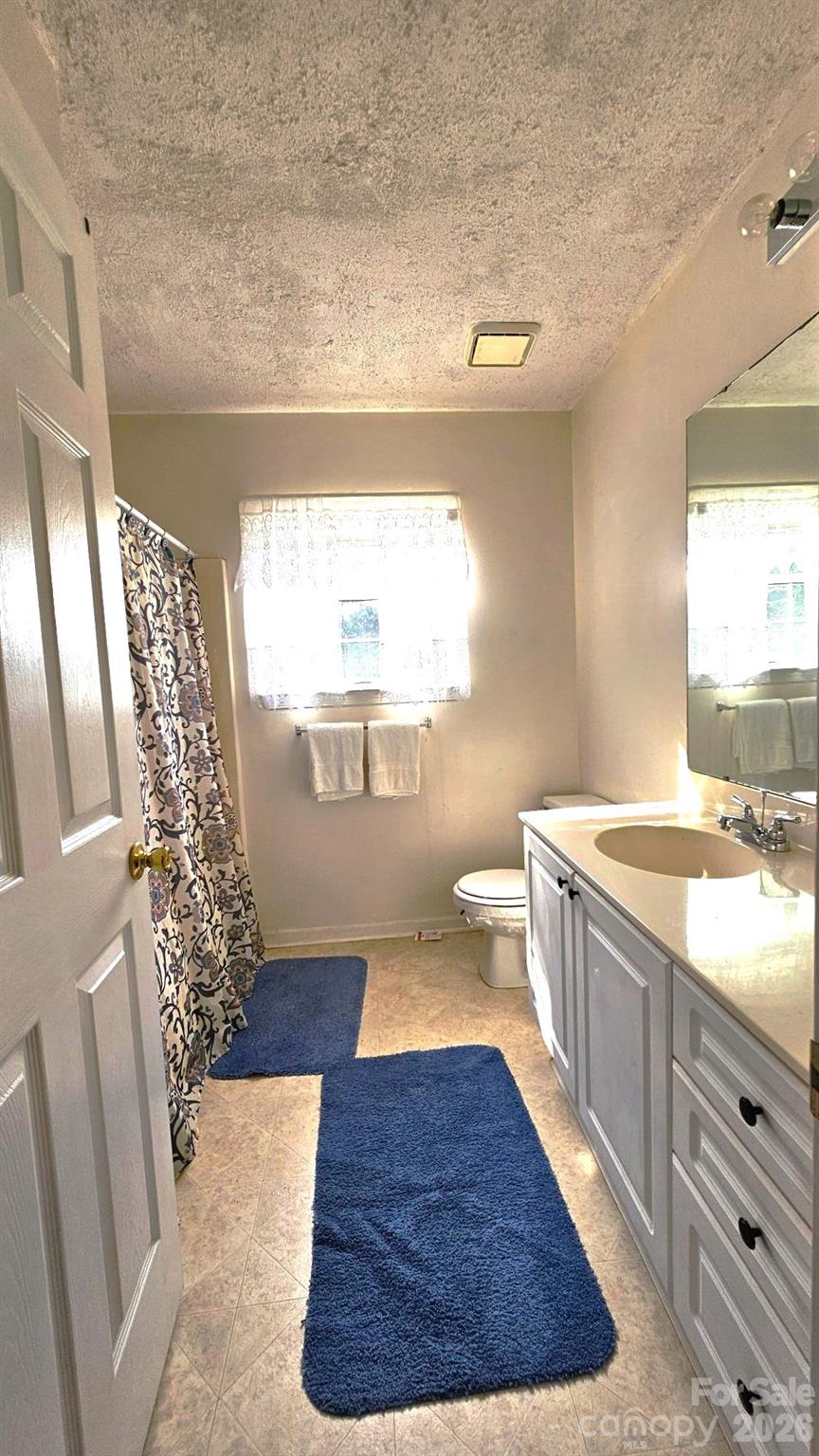 Home for sale at 2425 Katherine Kiker Road, Charlotte, NC — photo 19 of 24