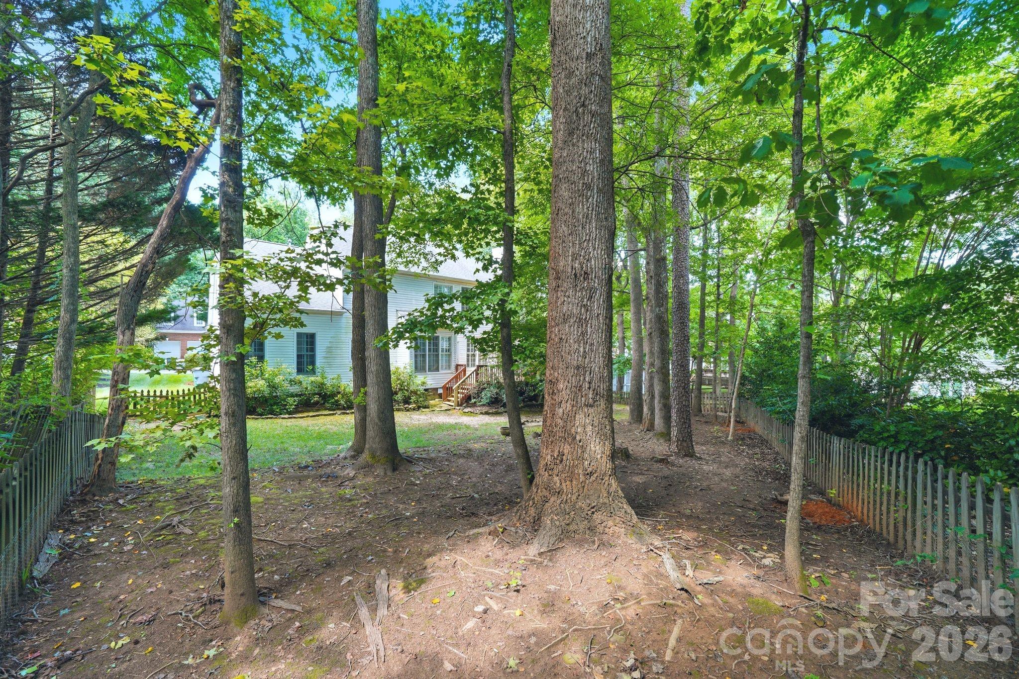 Photo 36 of 7711 Abbotsinch Court, Charlotte, NC