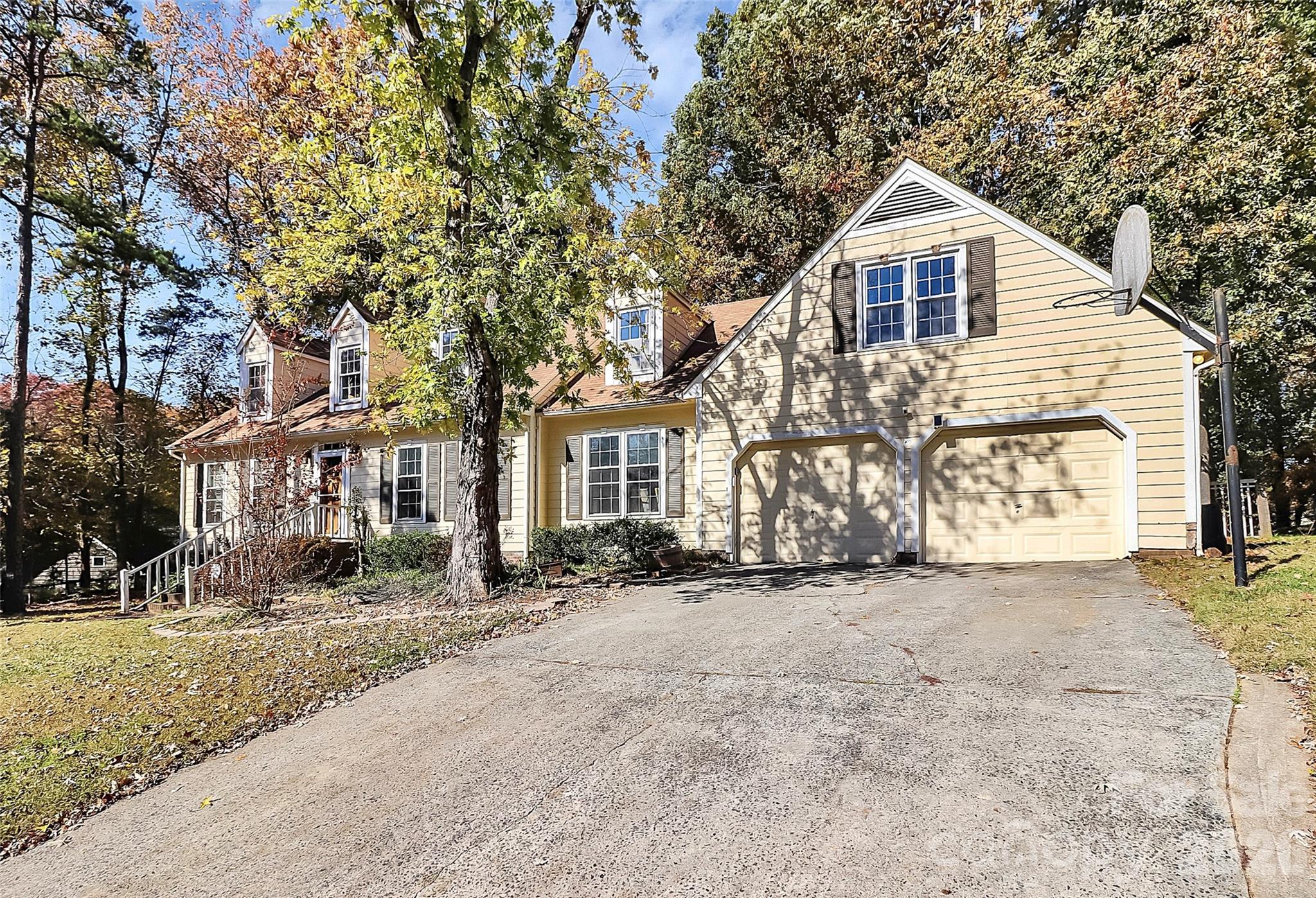5815 Chapel Creek Court, Charlotte, NC