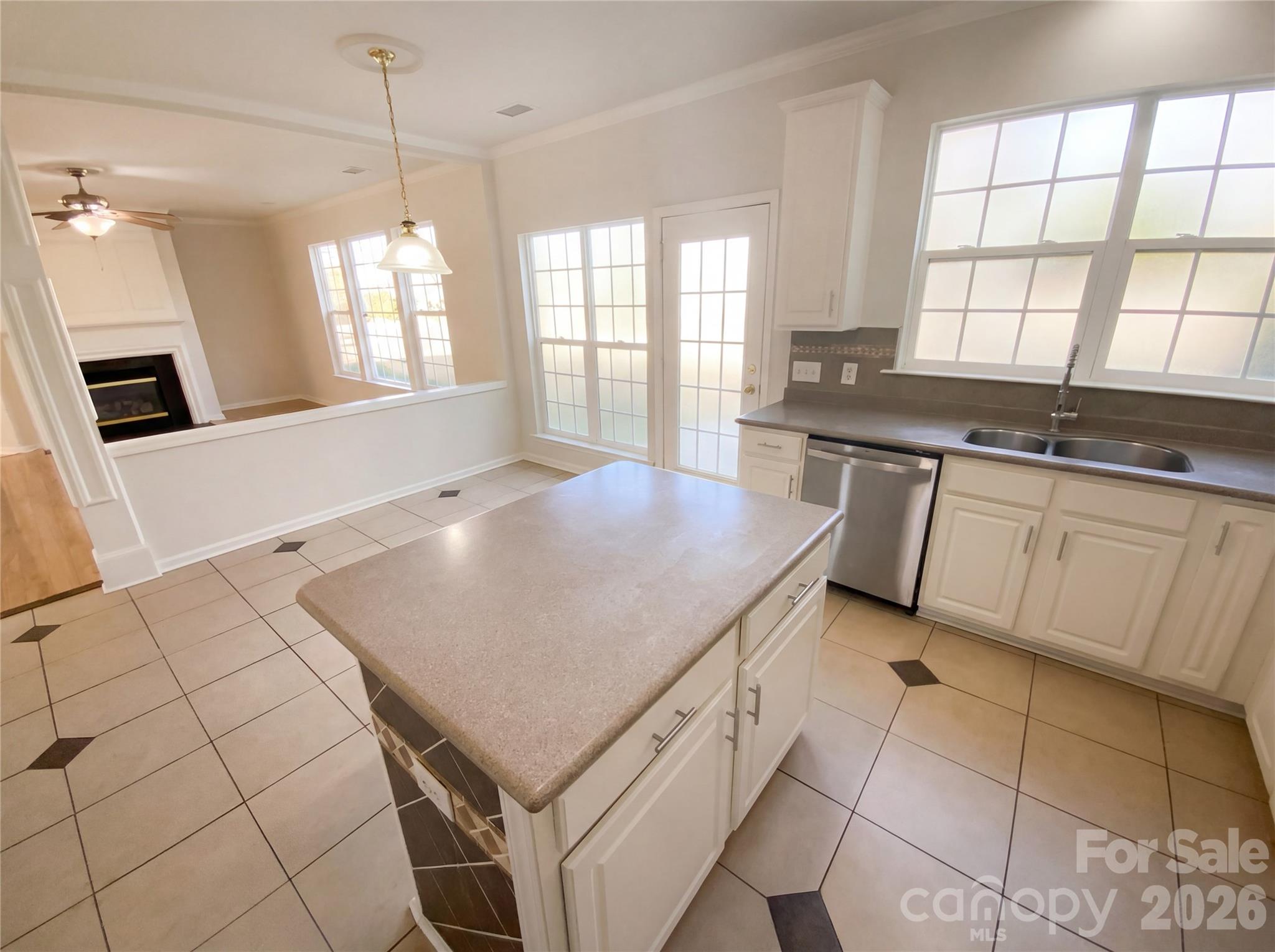 Photo 16 of 10803 Fountaingrove Drive, Charlotte, NC