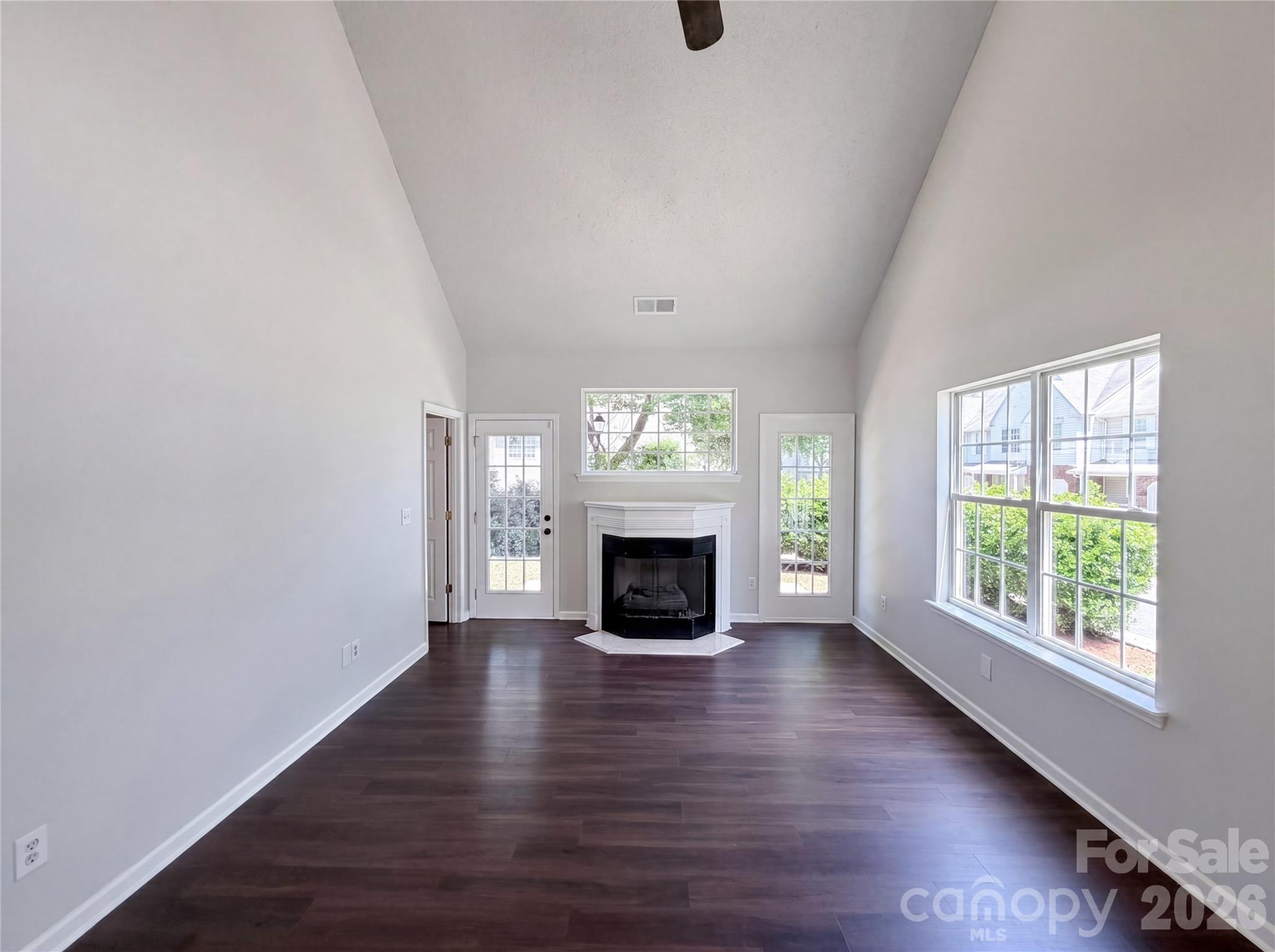 Photo 3 of 9606 Jack Russell Court, Charlotte, NC