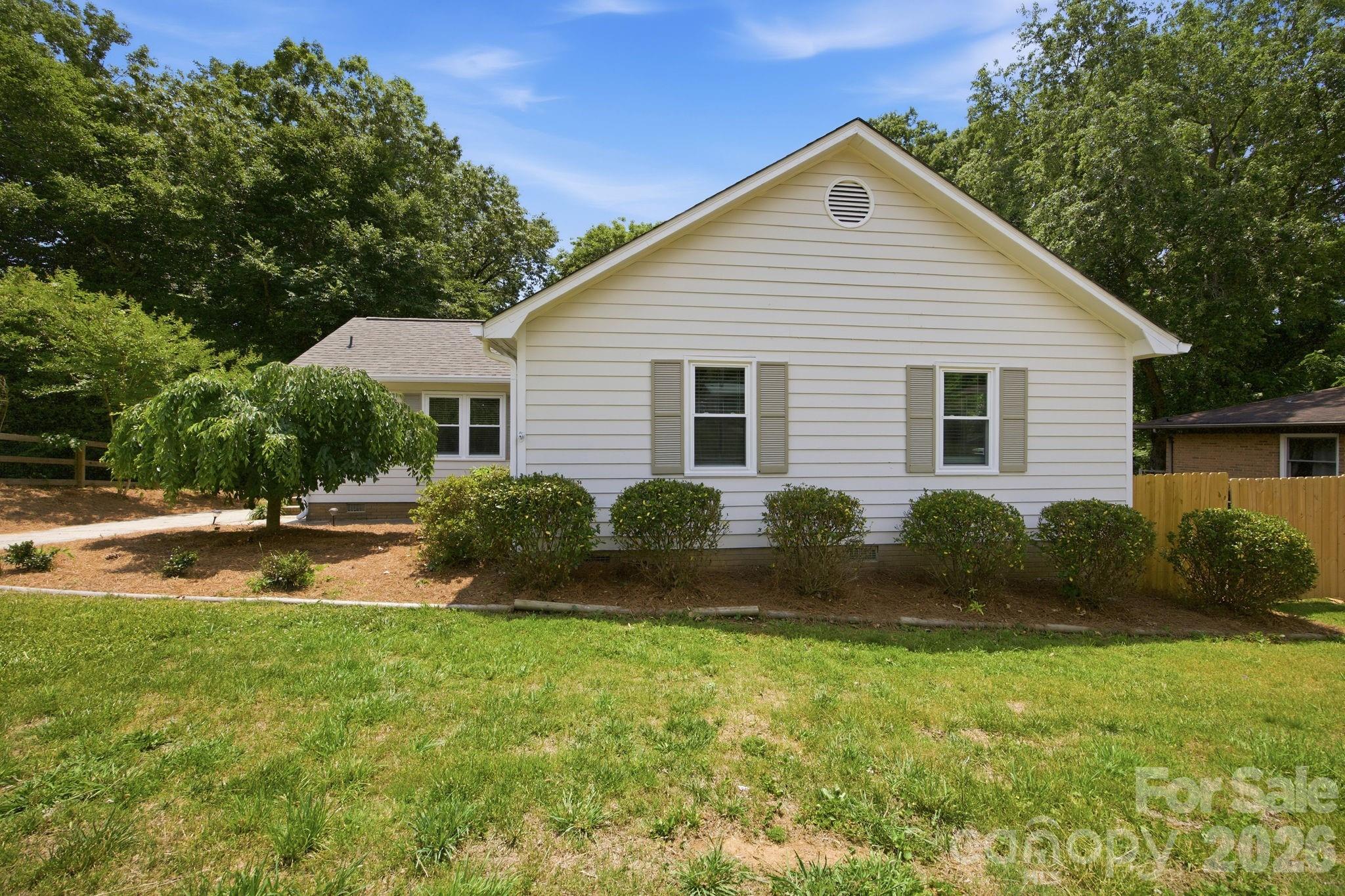 6727 Glenmoor Drive, Charlotte, NC - photo 32 of 32