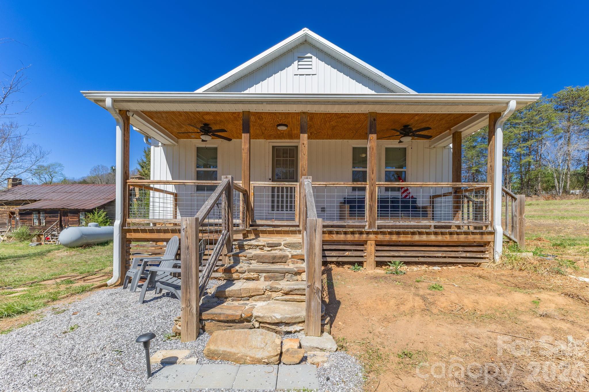 98 Poplar Springs Road, Hiddenite, NC - photo 1 of 38