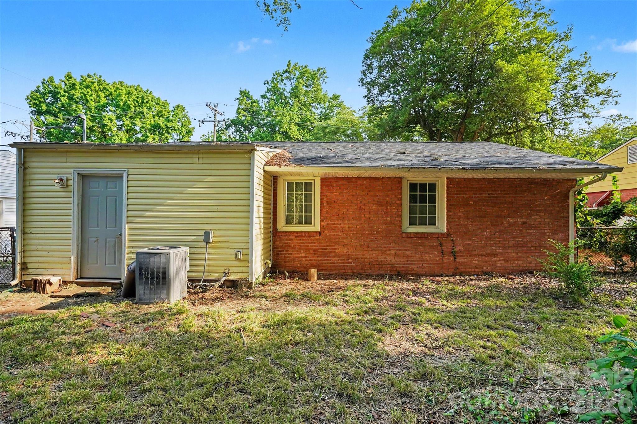 Photo 7 of 2515 Lasalle Street, Charlotte, NC