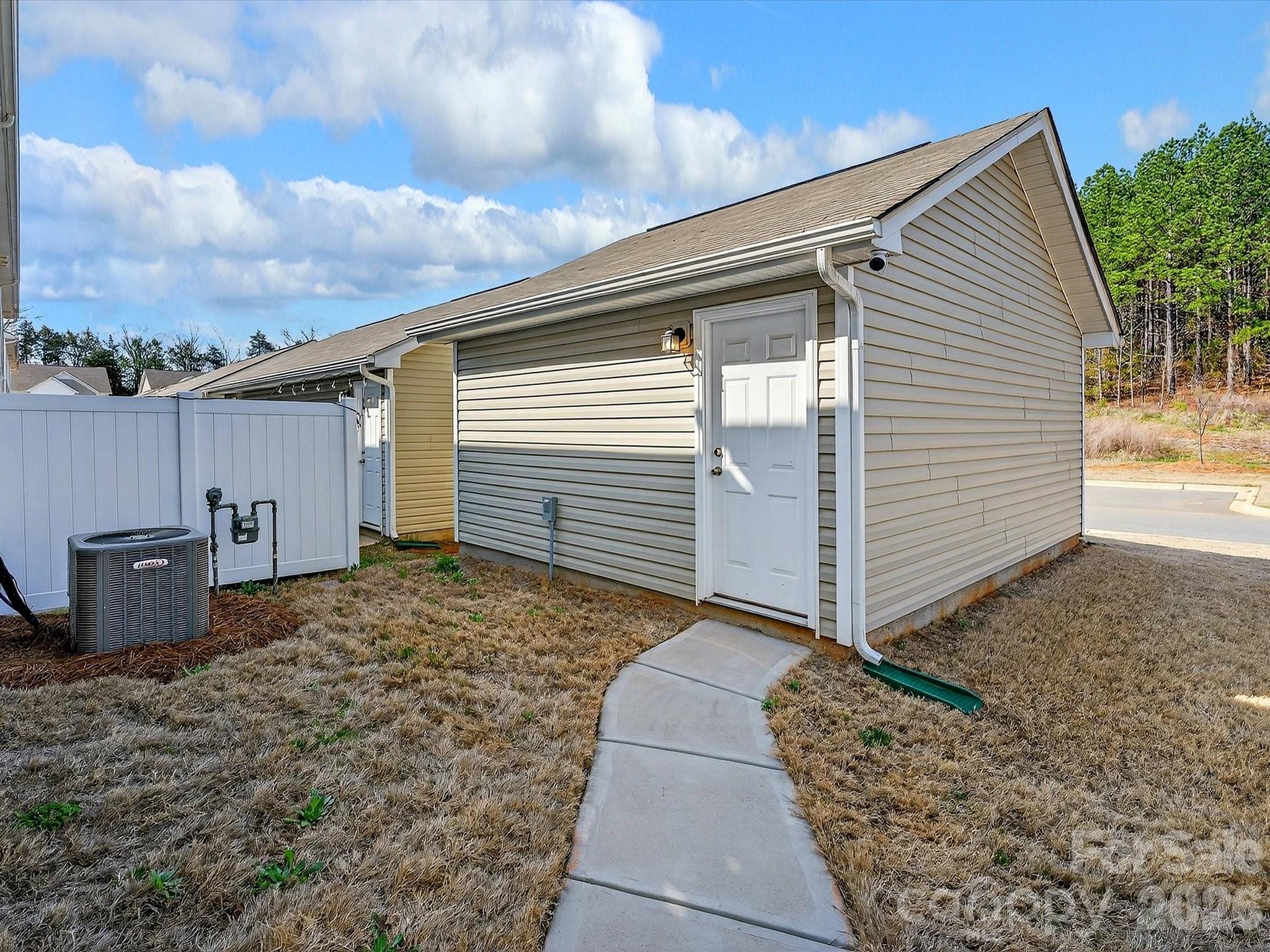 Photo 30 of 15748 Country House Street, Charlotte, NC